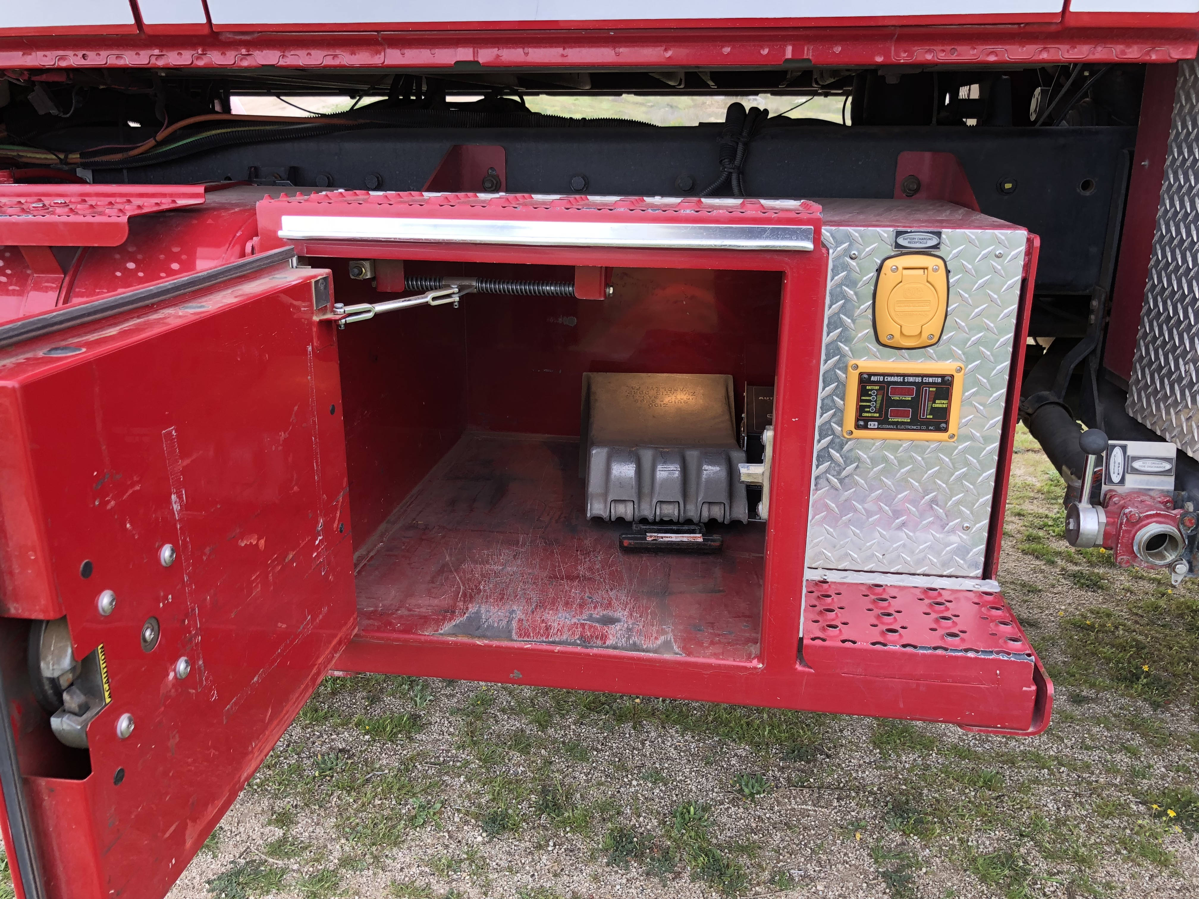 2002 Pierce International 4x4 Midi Pumper | Used Truck Details