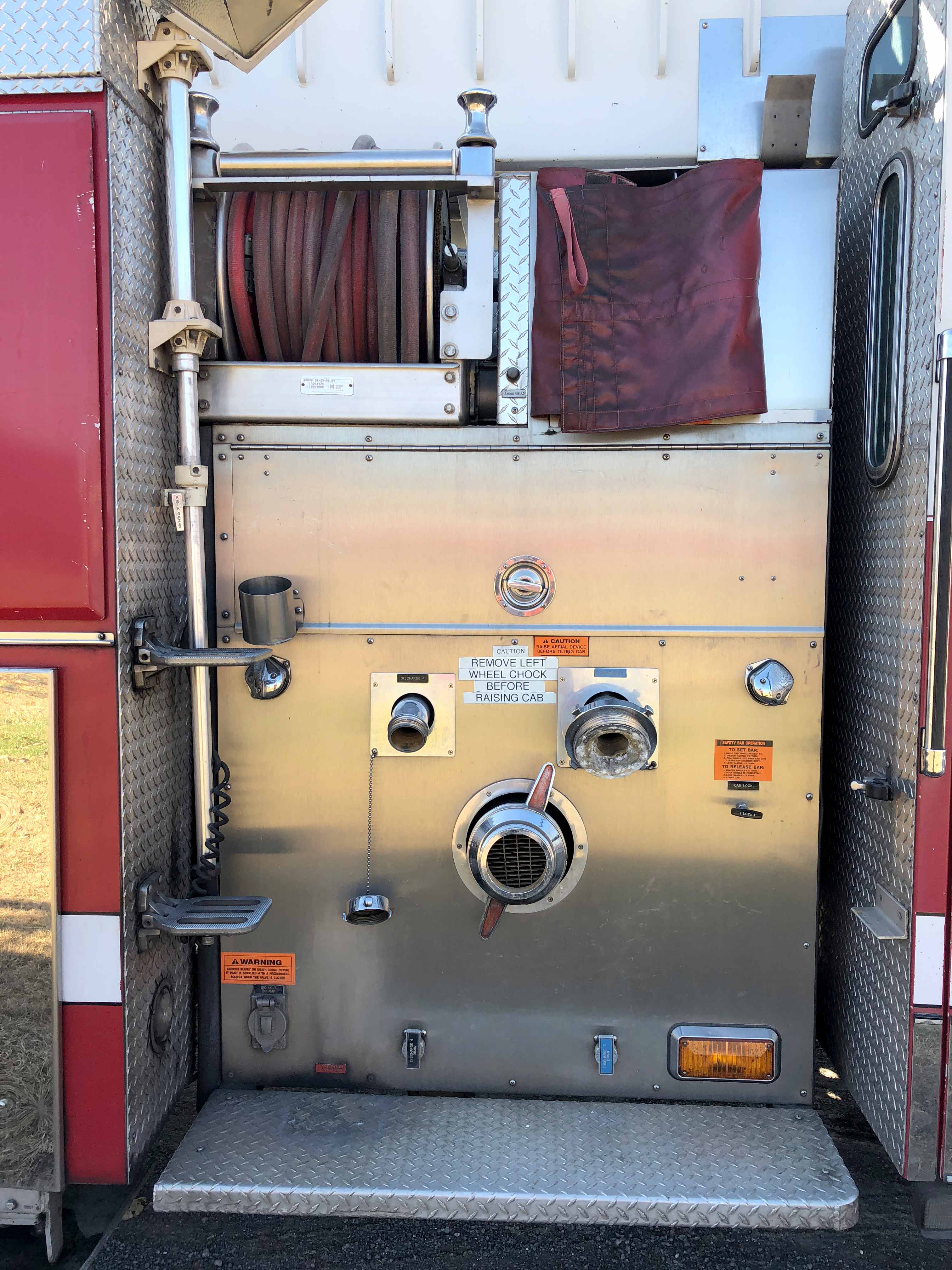 1999 KME 100' Aerialcat Ladder | Used Truck Details
