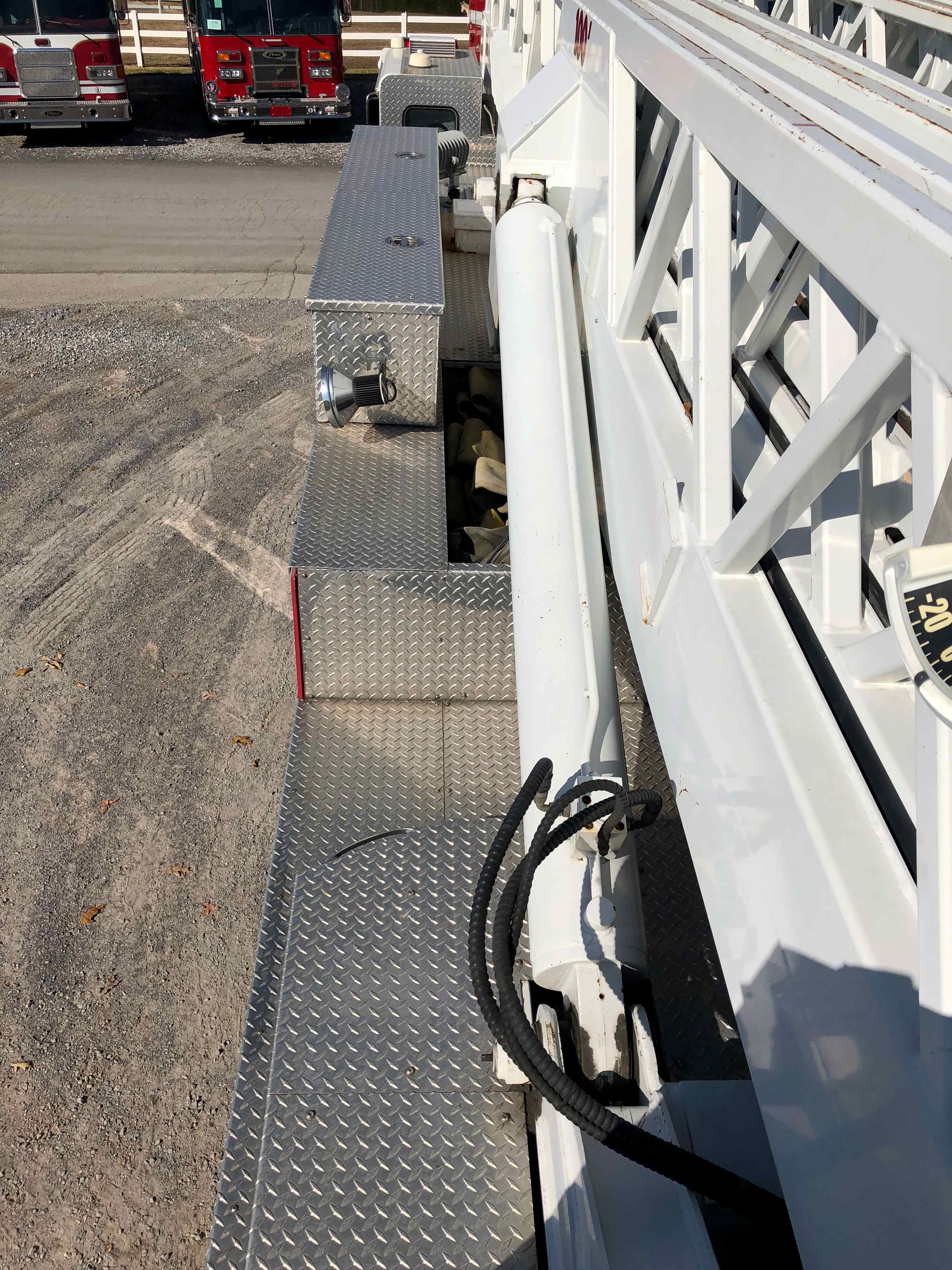 1999 KME 100' Aerialcat Ladder | Used Truck Details