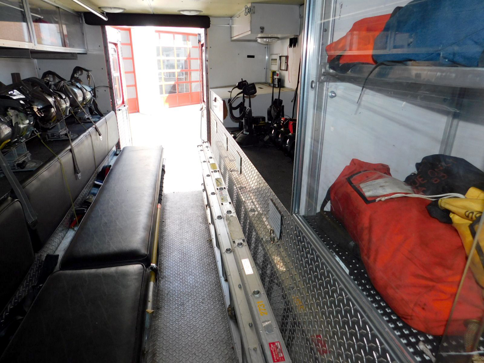 1987 Mack Walk-In Rescue | Used Truck Details