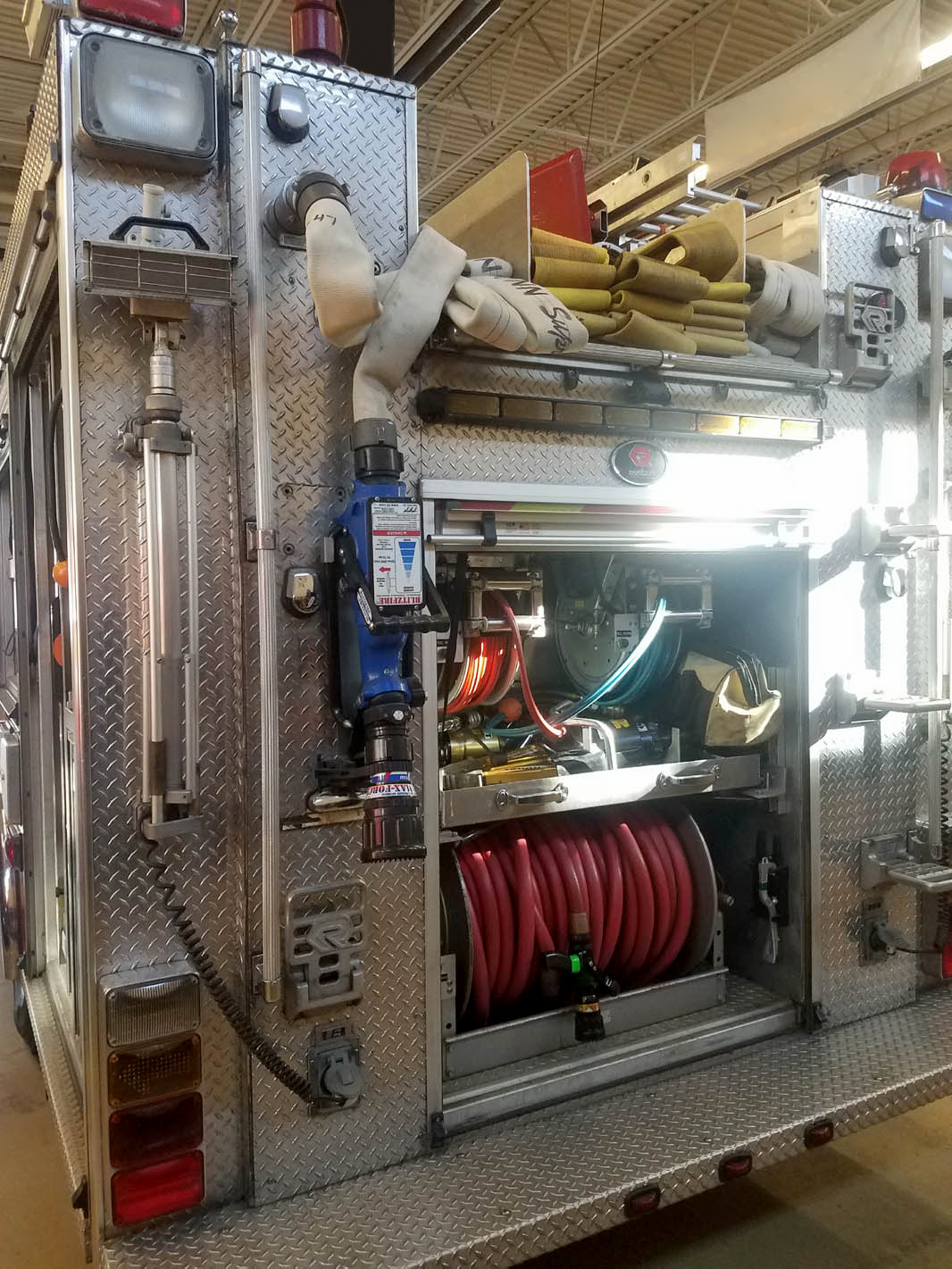 2007 Rosenbauer Spartan Rescue Pumper | Used Truck Details