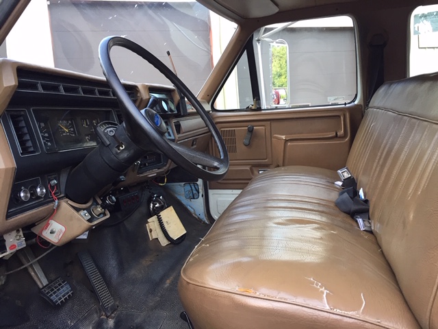 1994 Smyrna Ford F700 Rescue | Used Truck Details