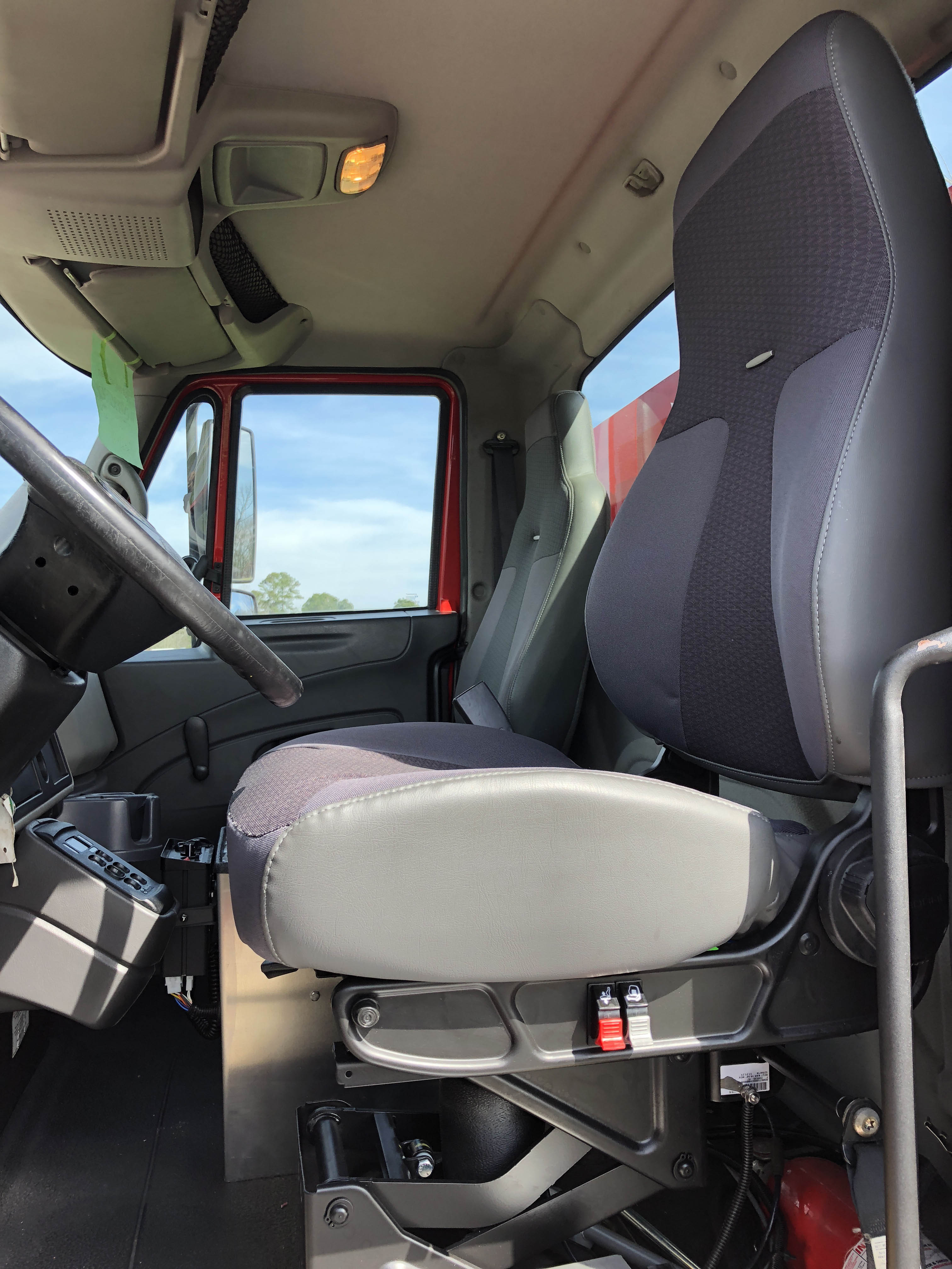 2009 / 2018 Fouts Brothers International Tanker | Used Truck Details