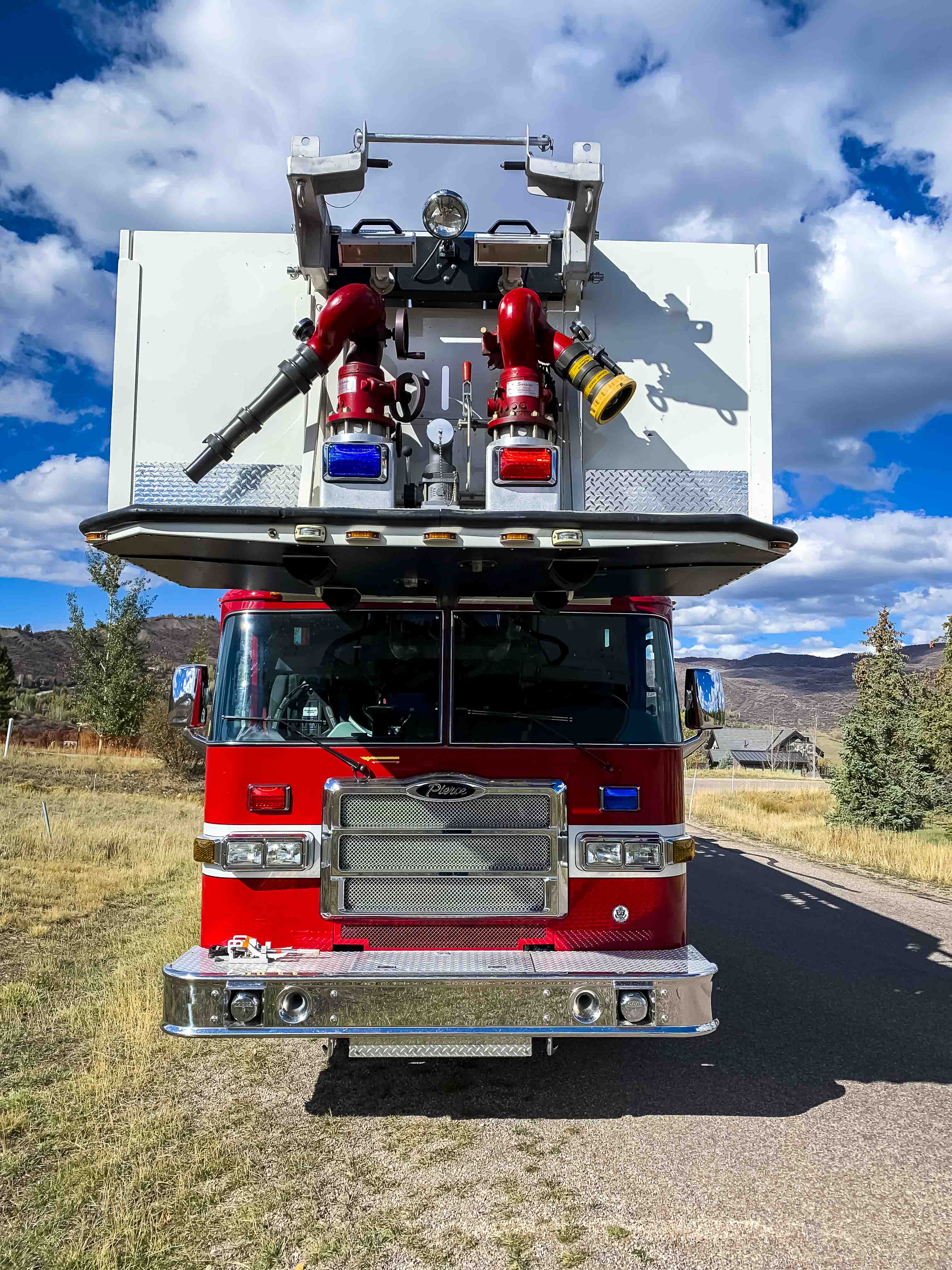 2007 Pierce 100' Platform | Used Truck Details