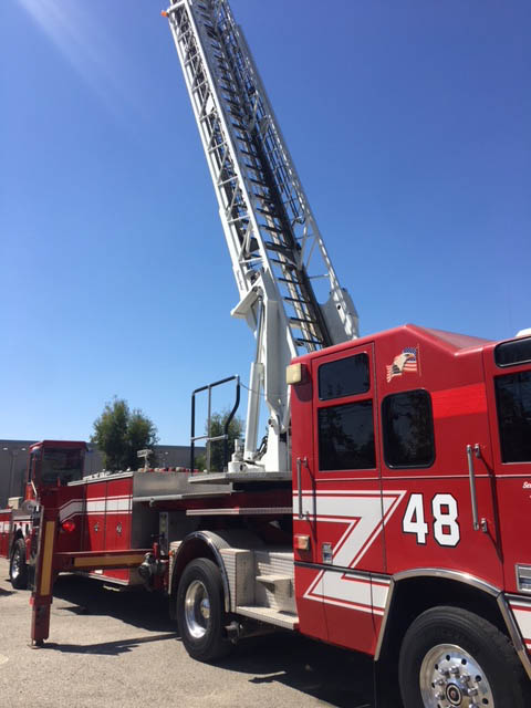 2001 Pierce Quantum 100' Tiller | Used Truck Details