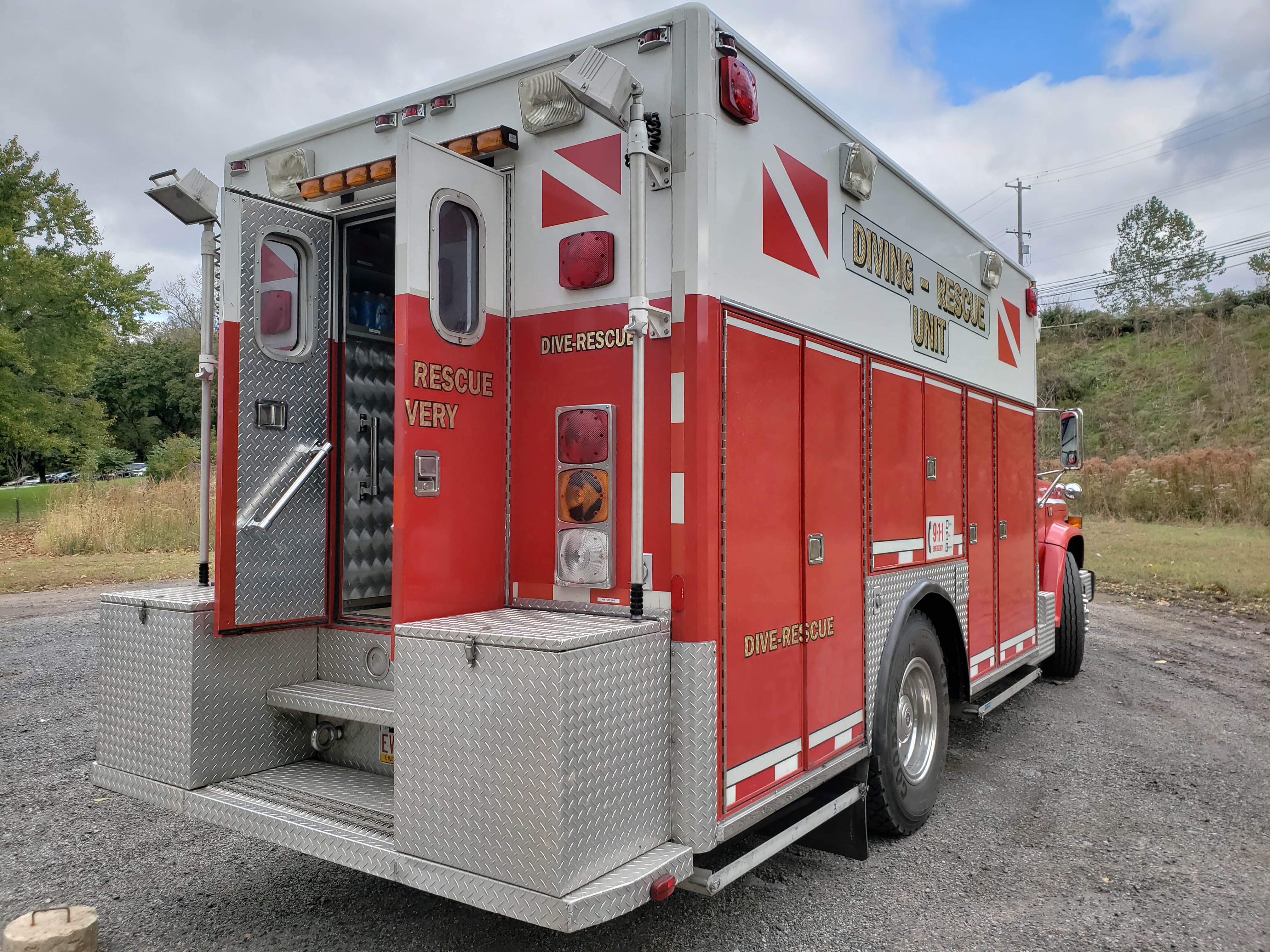 1989 GMC Walk-In Rescue | Used Truck Details