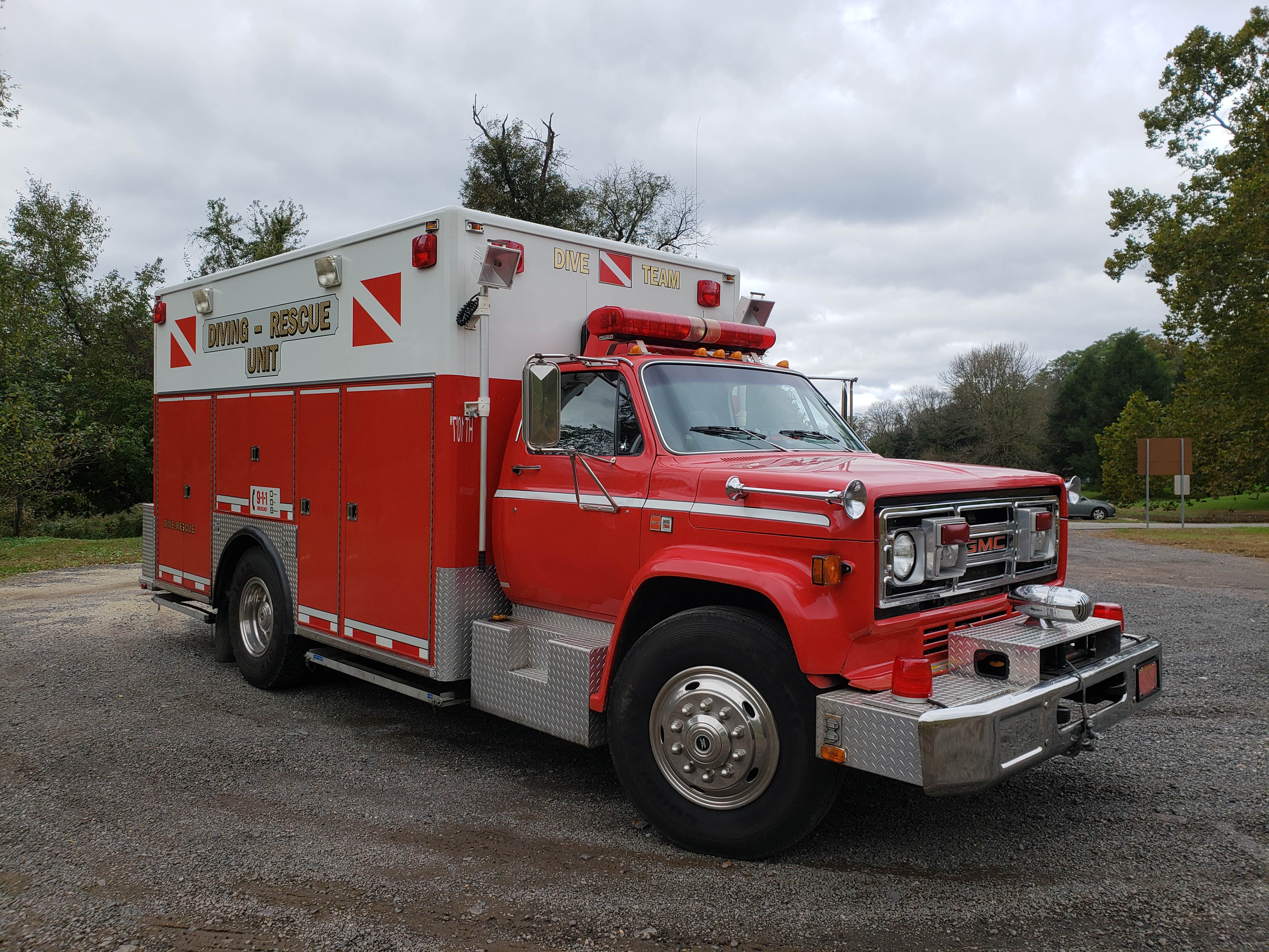 1989 GMC Walk-In Rescue | Used Truck Details