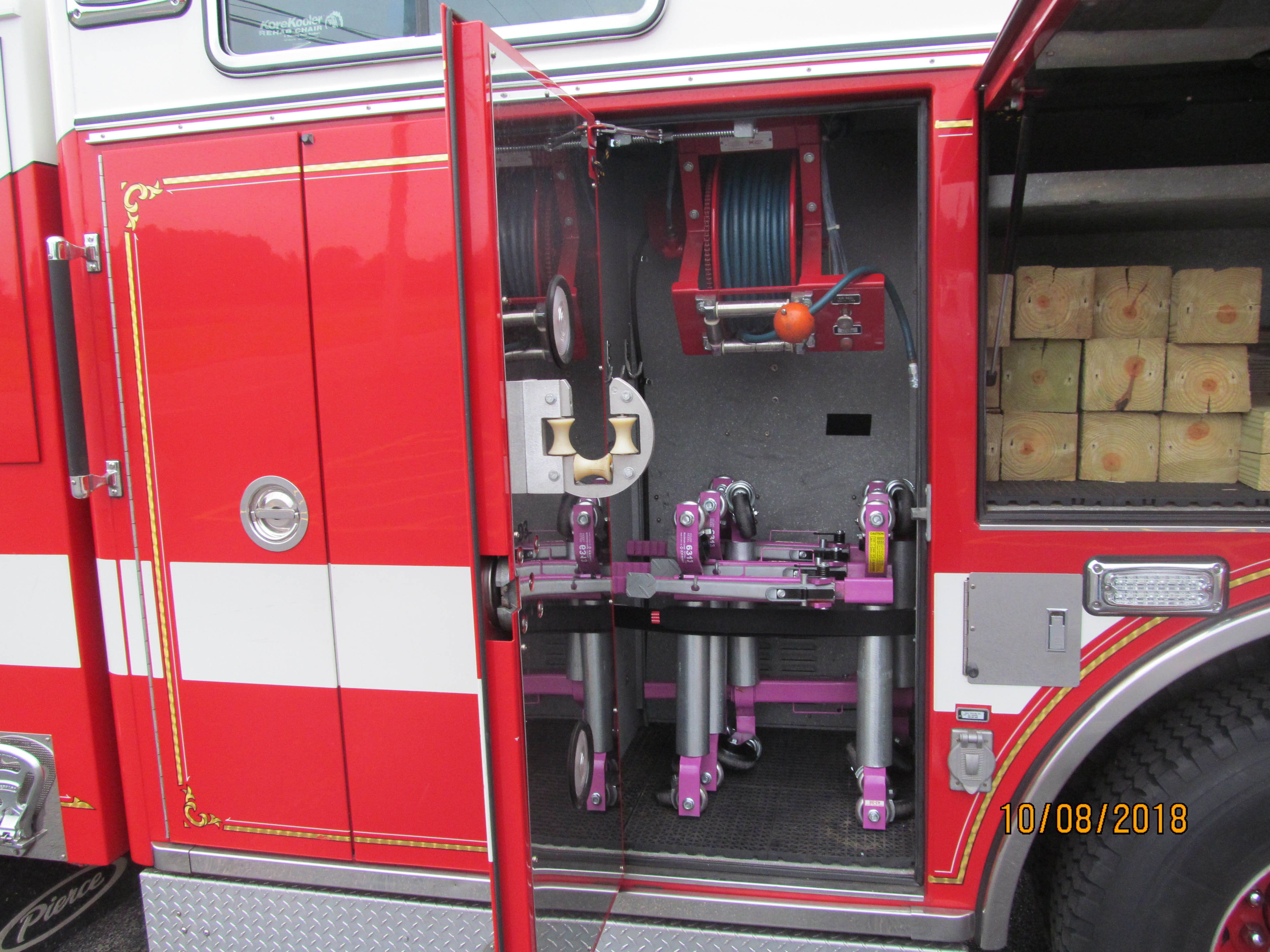 1993 Pierce Walk-In Rescue | Used Truck Details