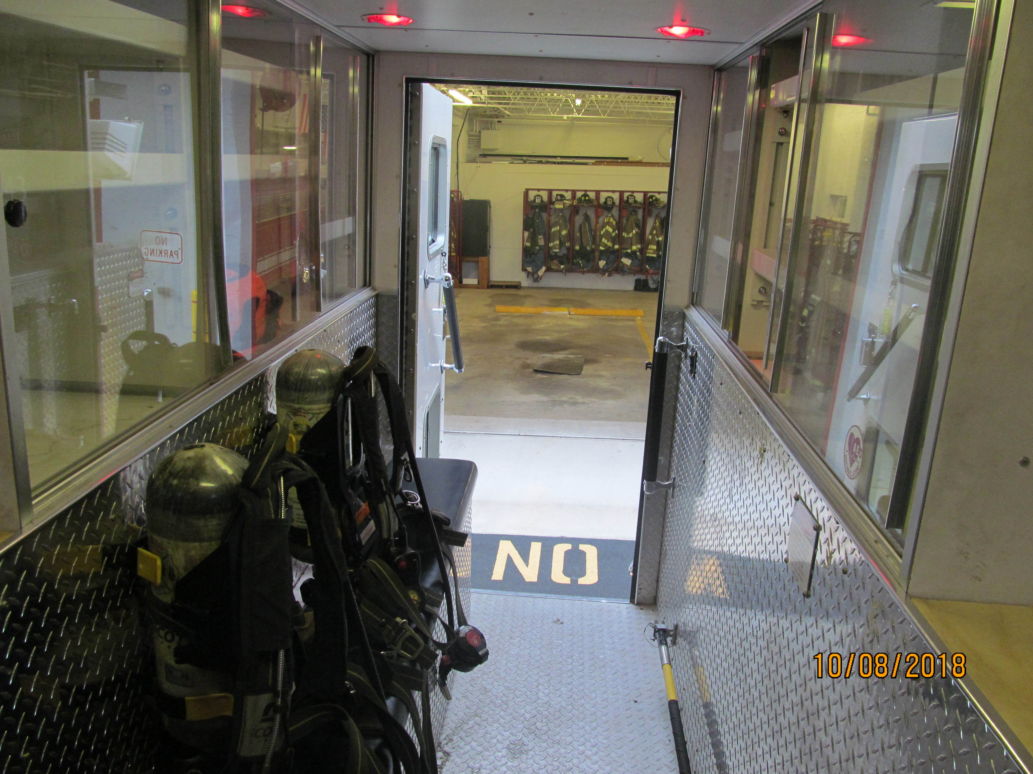 1993 Pierce Walk-In Rescue | Used Truck Details