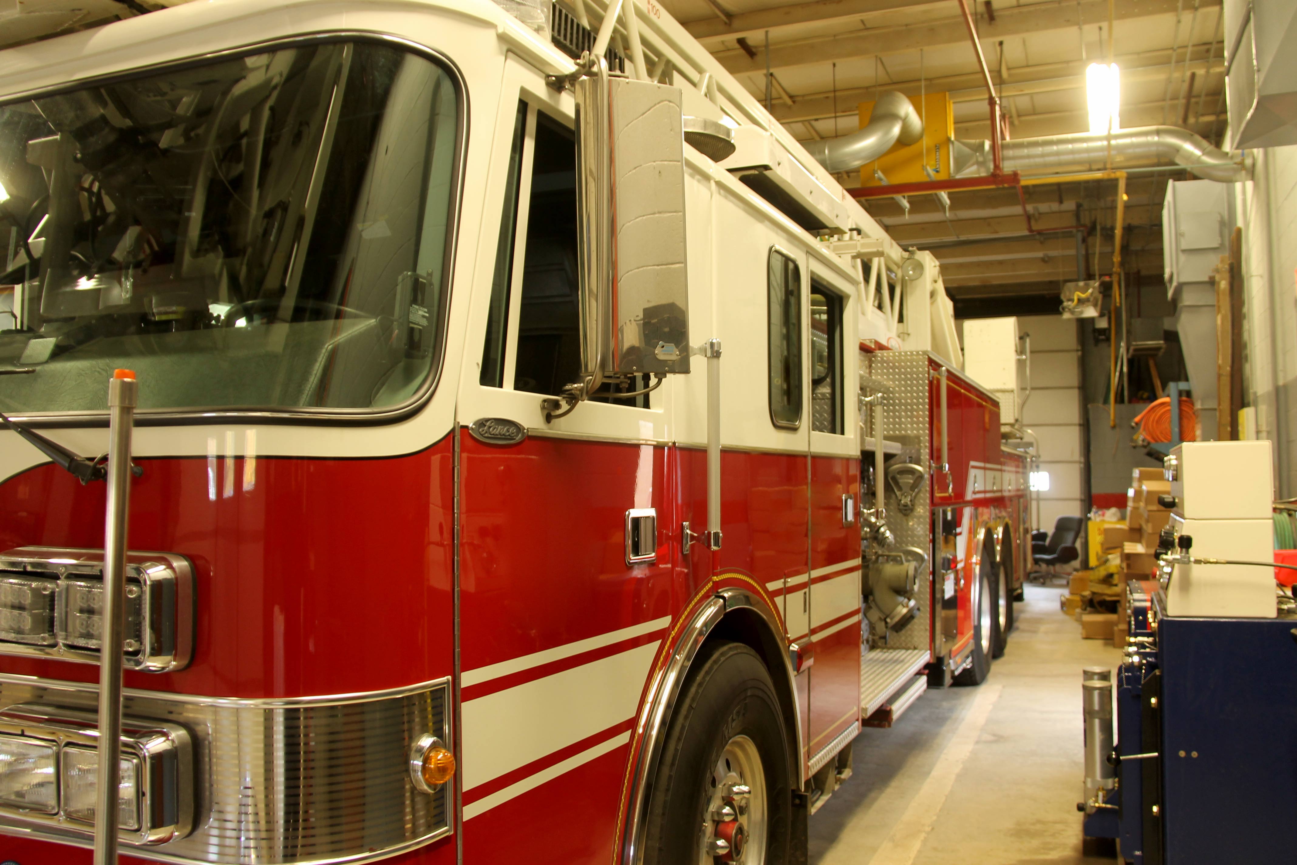 1999 Pierce Lance 100' Aerial | Used Truck Details