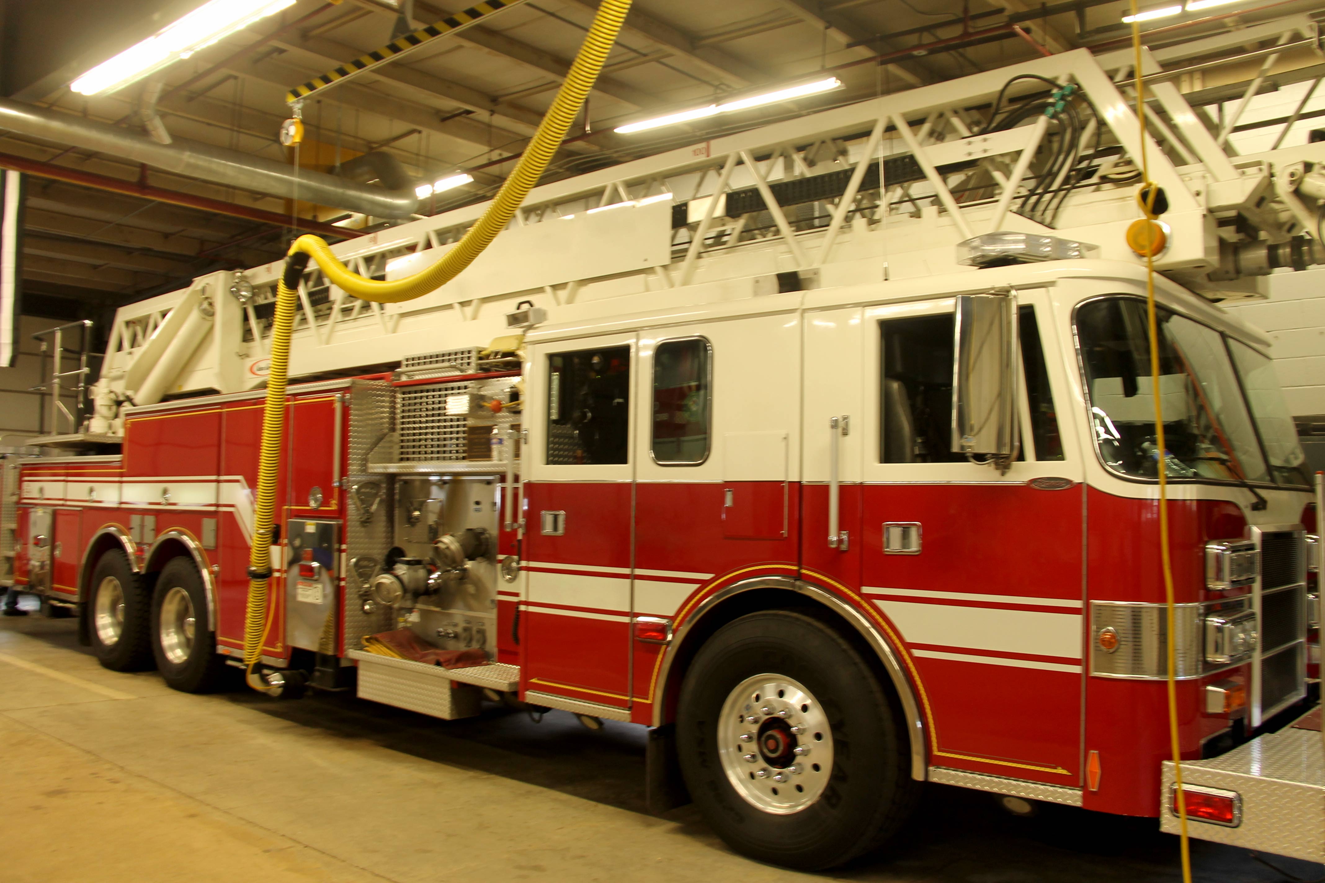 1999 Pierce Lance 100' Aerial | Used Truck Details