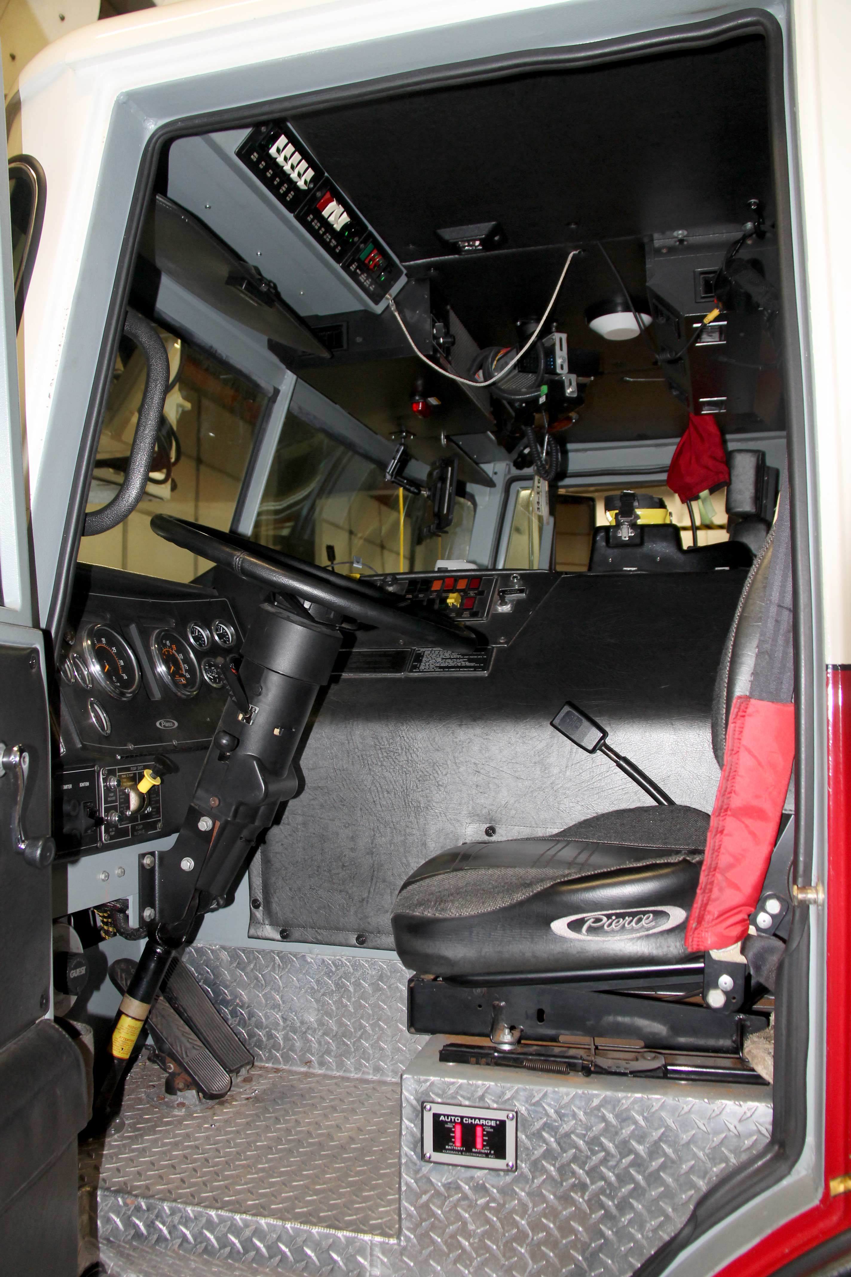 1999 Pierce Lance 100' Aerial | Used Truck Details