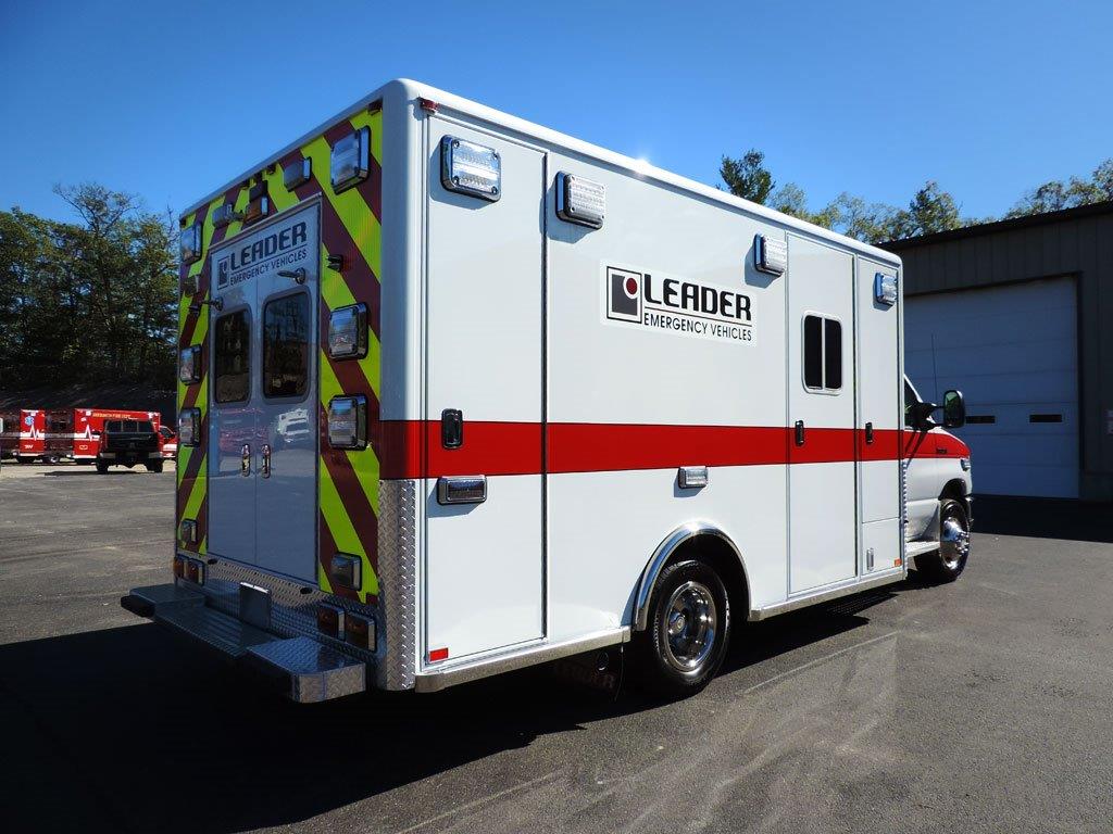 2016 Leader Ford E-450 Ambulance | Used Truck Details