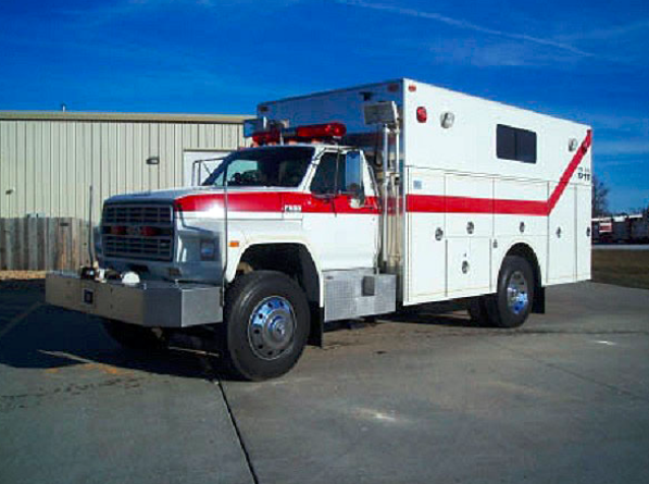 1991 Ford F800 Walk-In Rescue | Used Truck Details