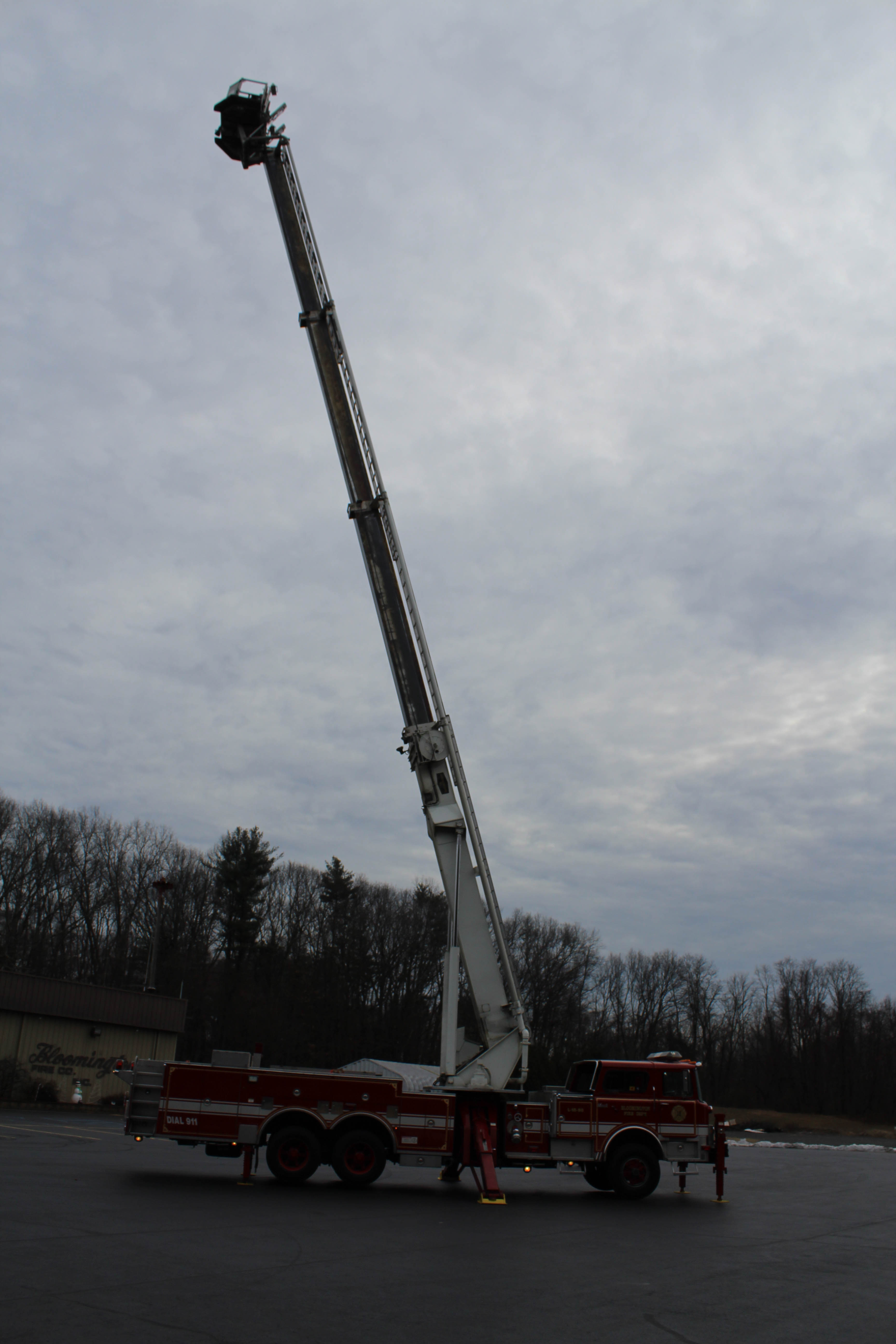 1986 Baker Mack 95' Tower | Used Truck Details