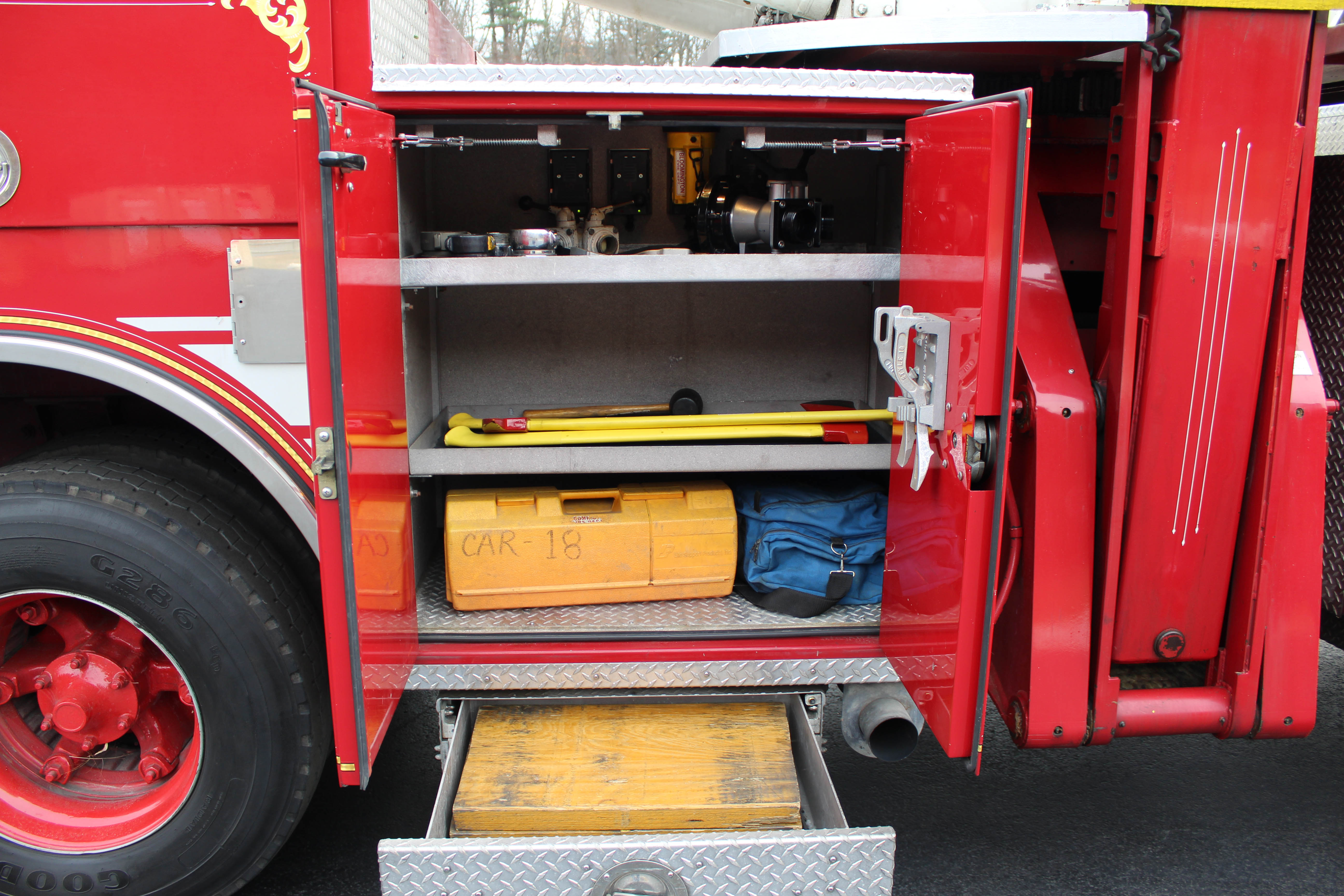 1986 Baker Mack 95' Tower | Used Truck Details