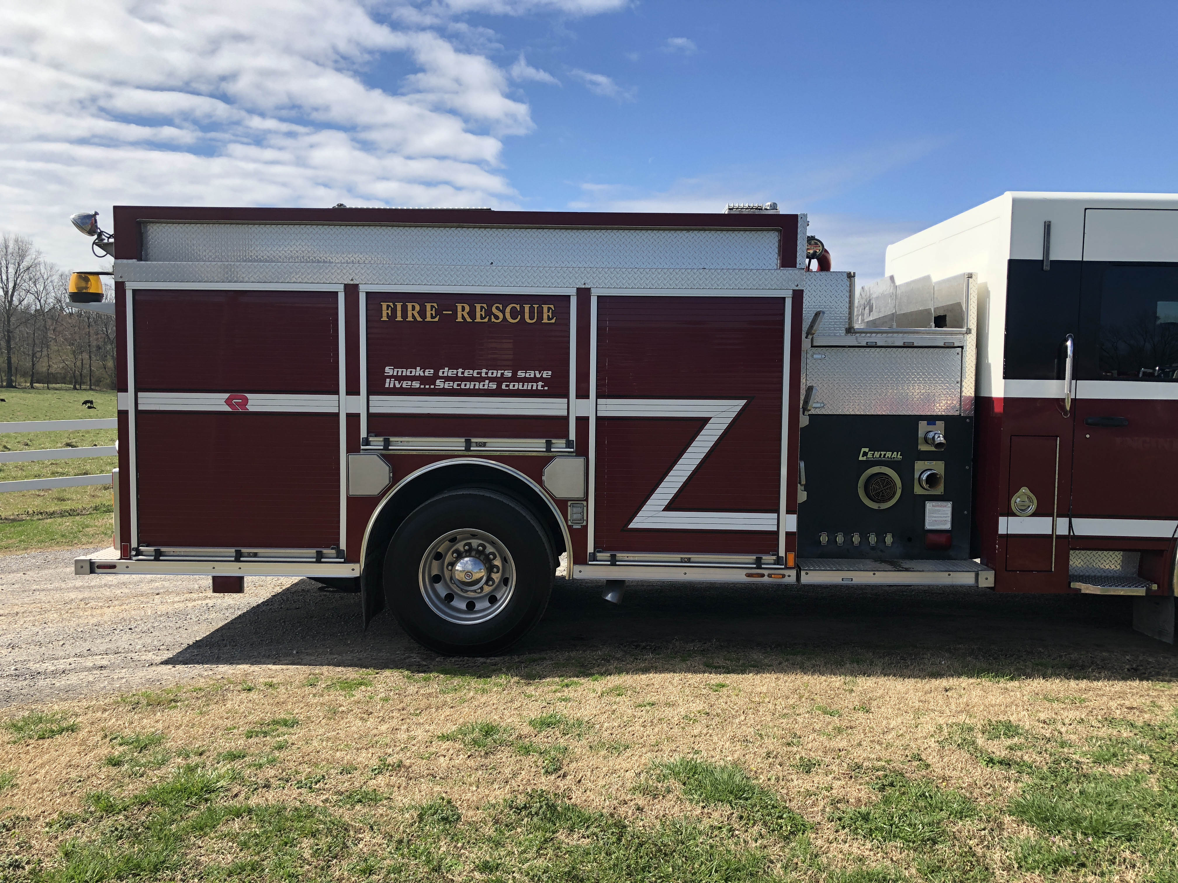 2005 Rosenbauer Spartan Pumper | Used Truck Details