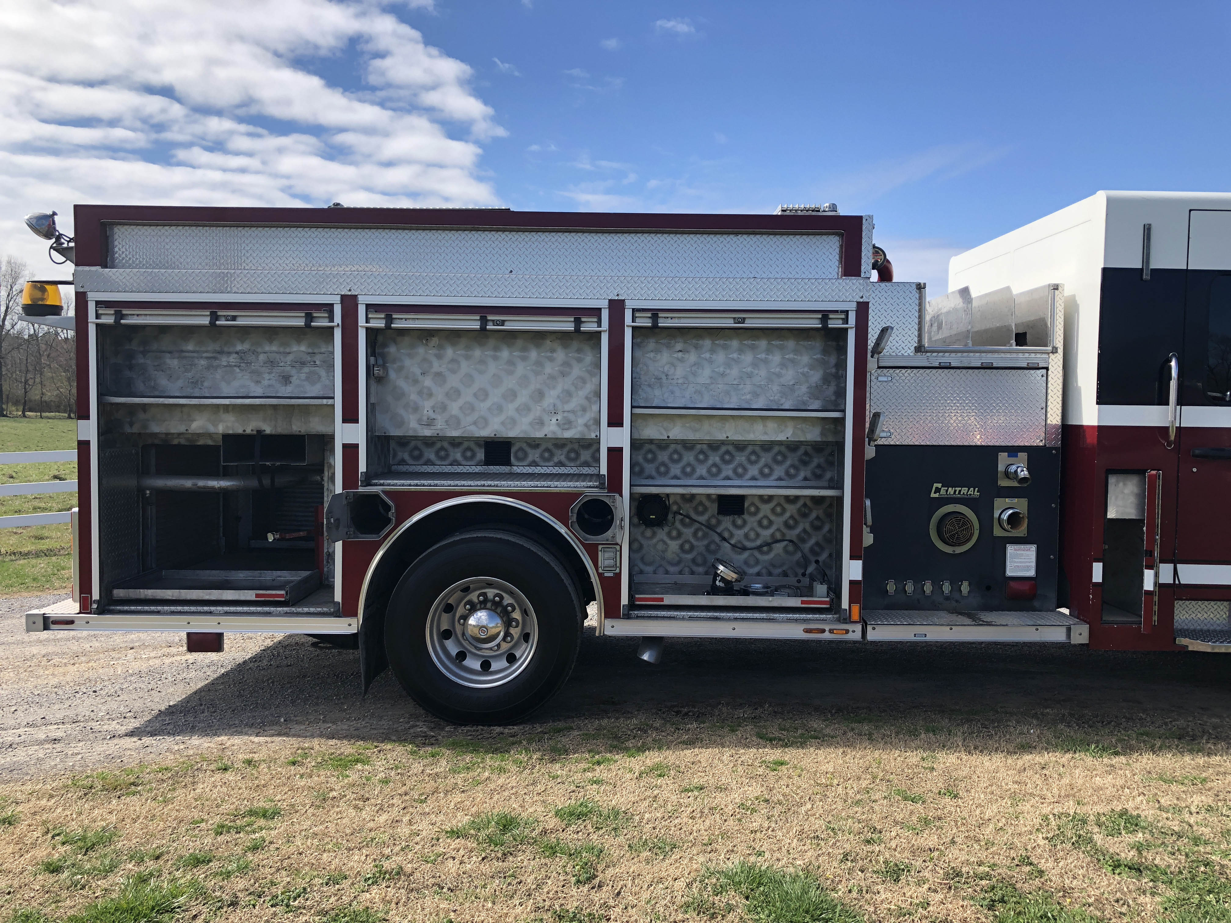 2005 Rosenbauer Spartan Pumper | Used Truck Details