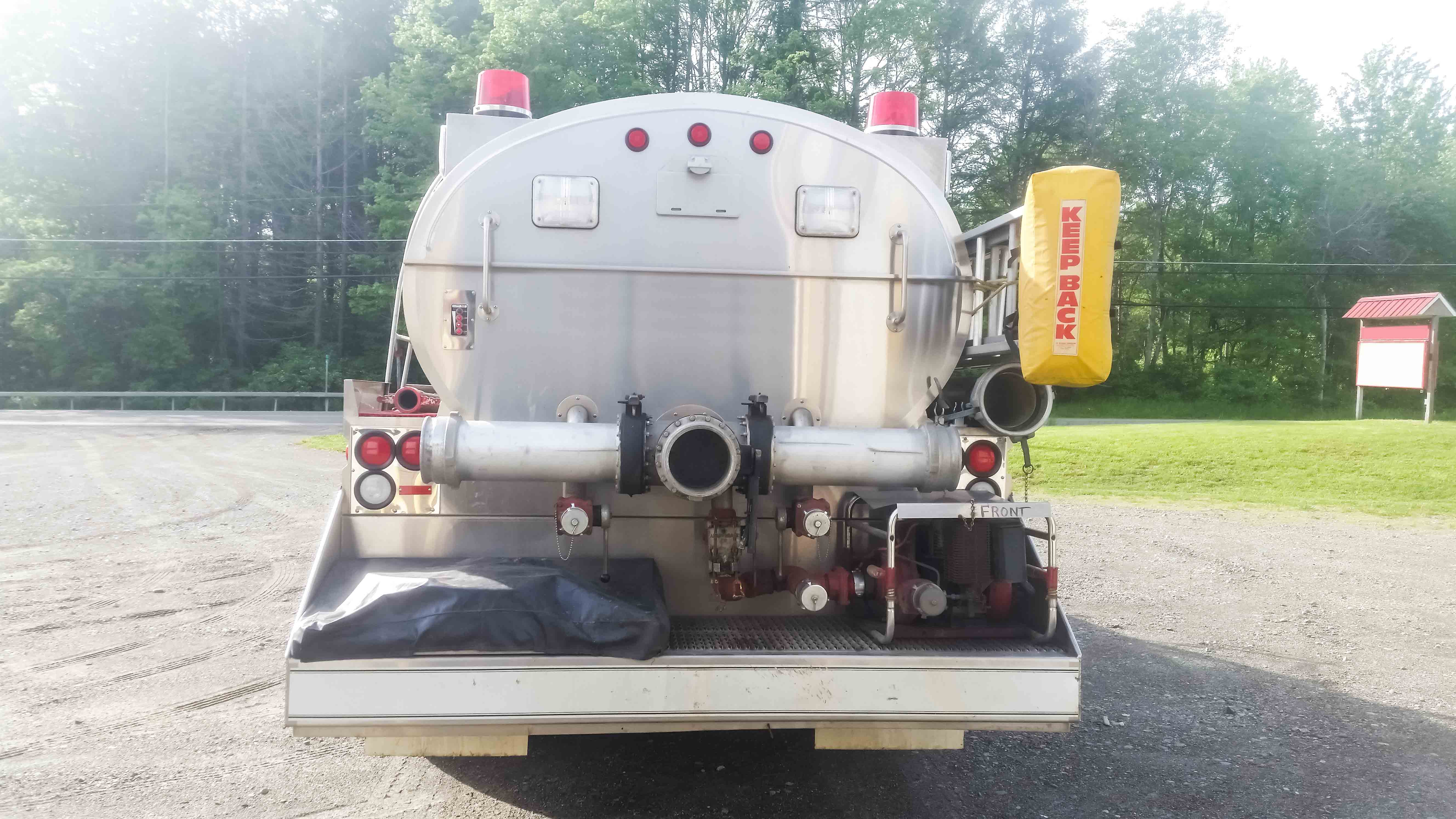 1996 Ford Walker Tanker | Used Truck Details