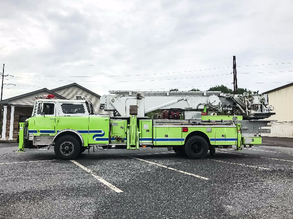 1982 Mack CF 75' Aerialscope | Used Truck Details