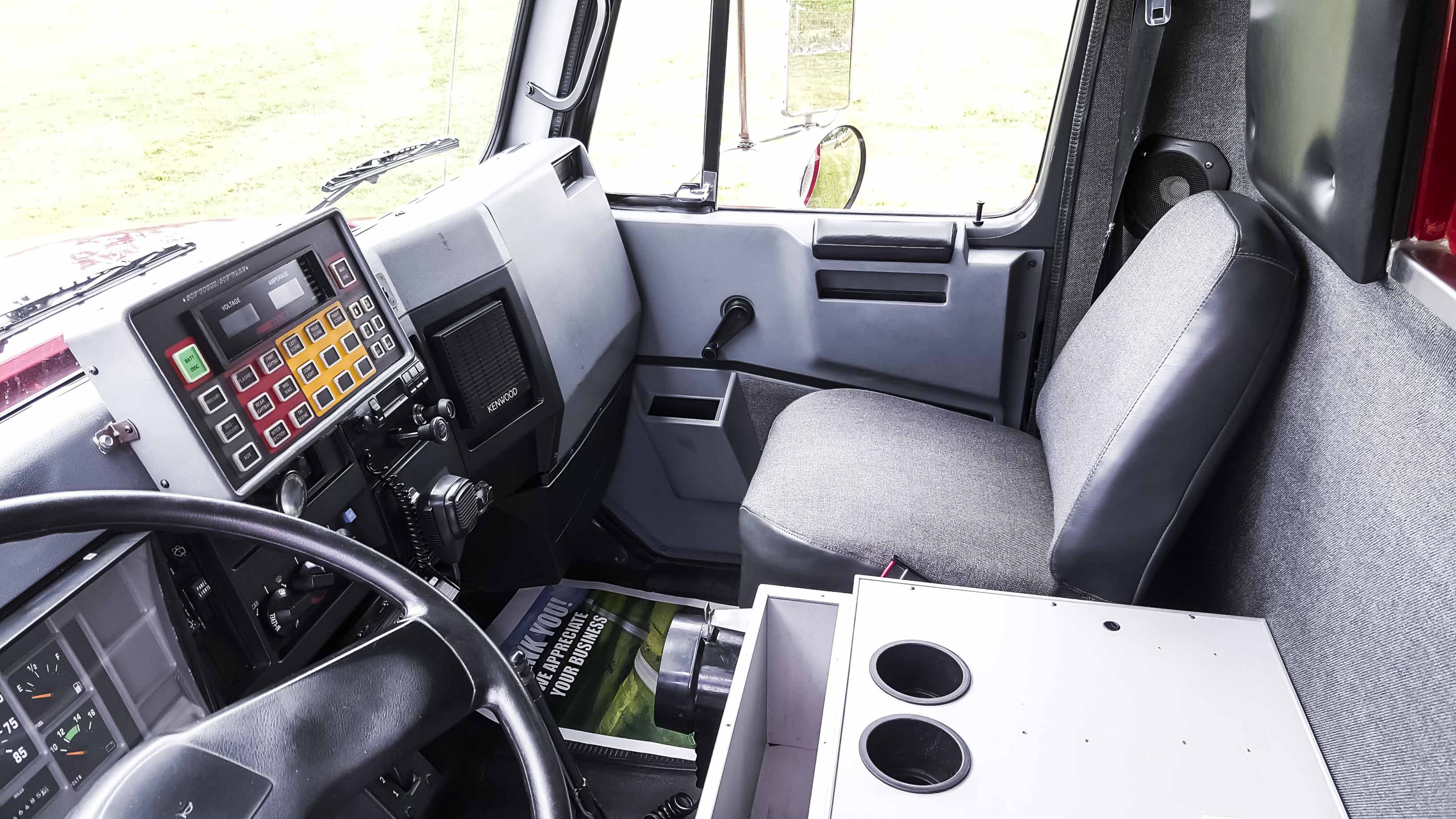 1995 International Walk-In Rescue | Used Truck Details