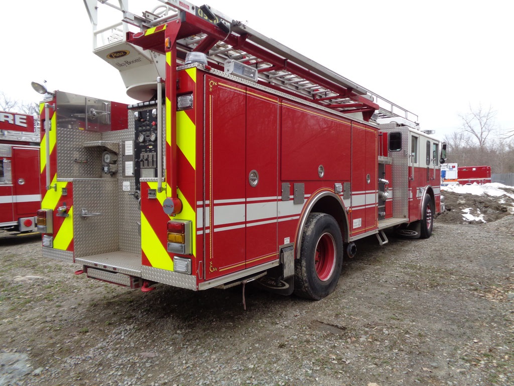 2001 Pierce Lance 61' Skyboom | Used Truck Details