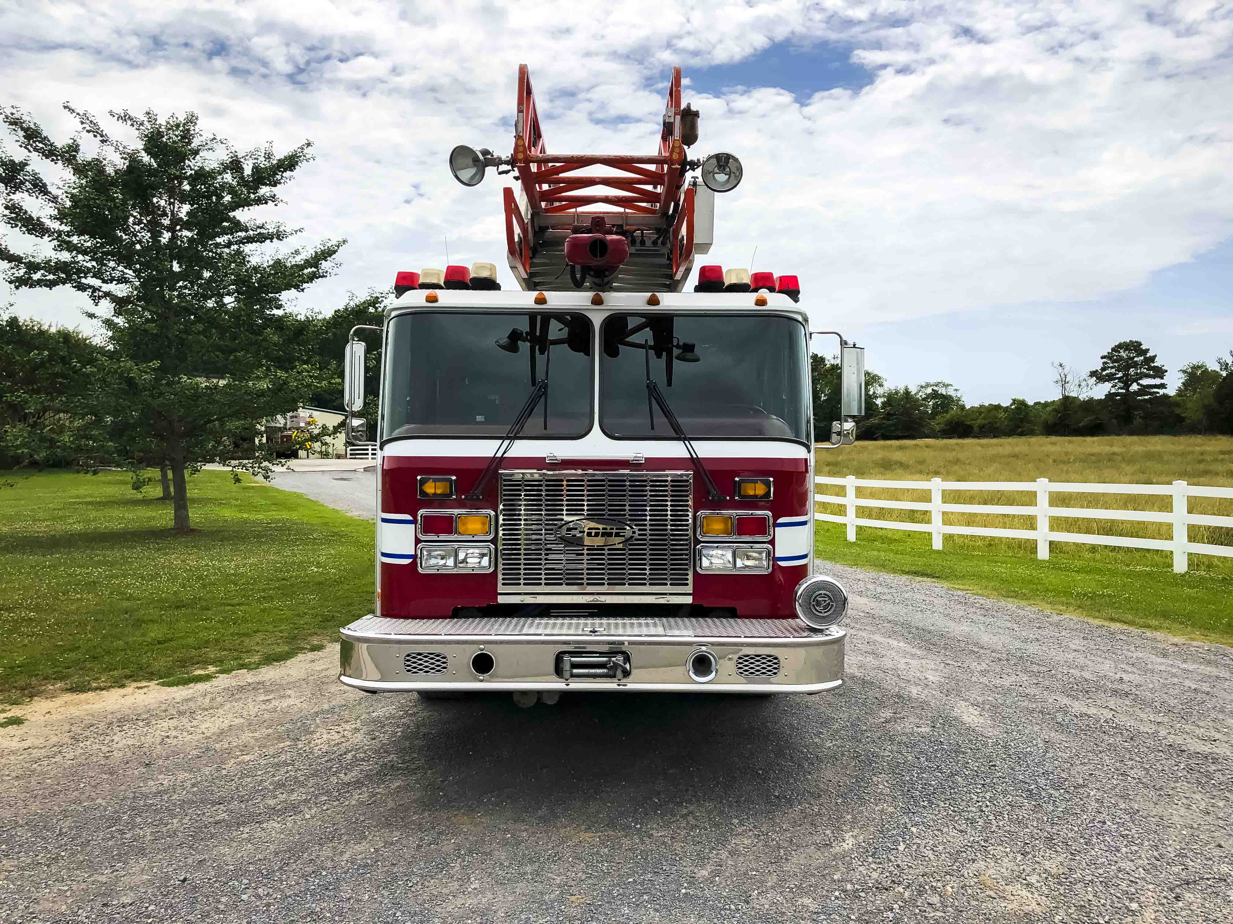 2001 E-One 75' Quint | Used Truck Details