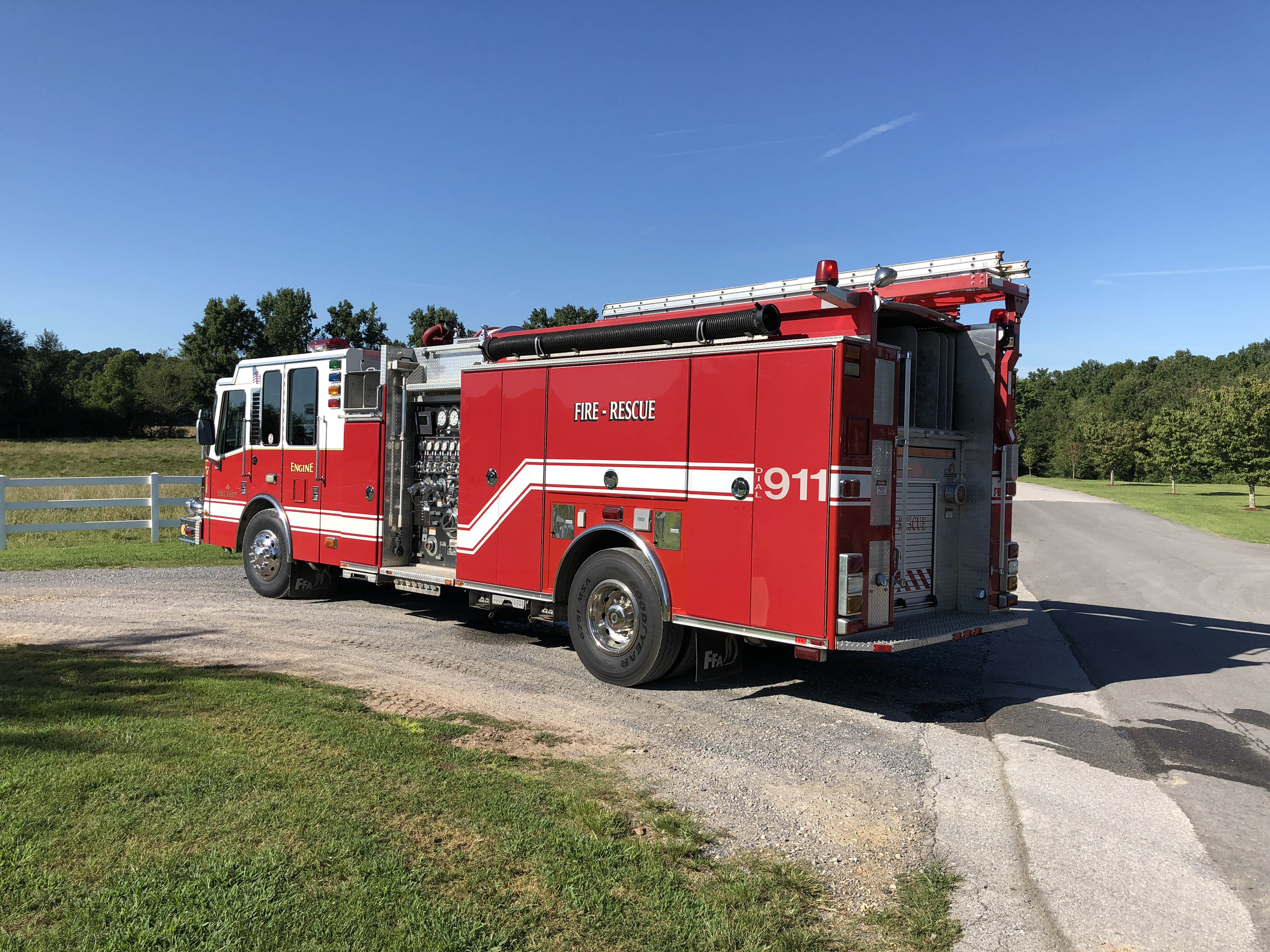 2005 Ferrara Igniter Rescue Pumper | Used Truck Details