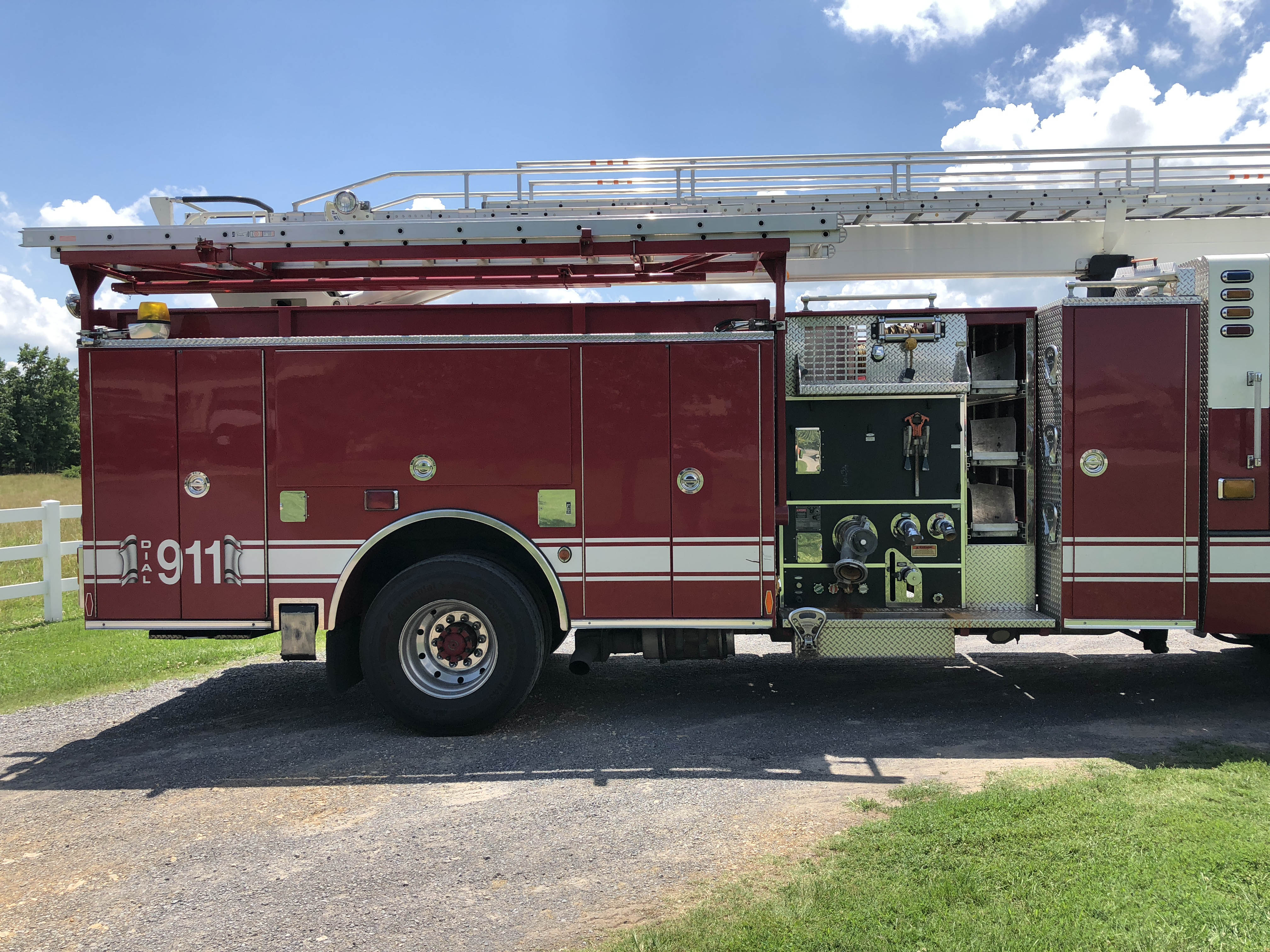 2004 Pierce 61' Skyboom | Used Truck Details