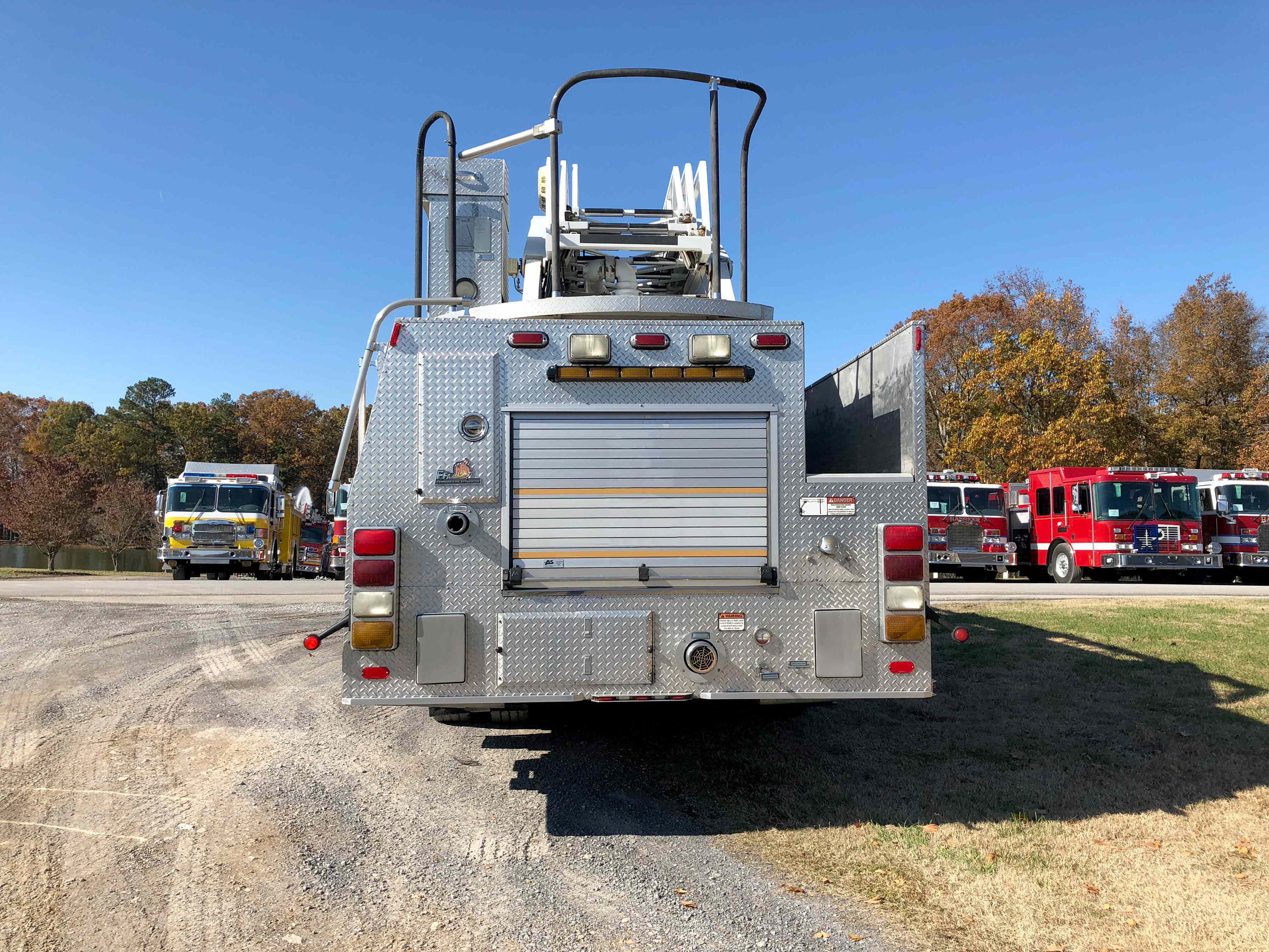 2005 Ferrara 77' Quint | Used Truck Details