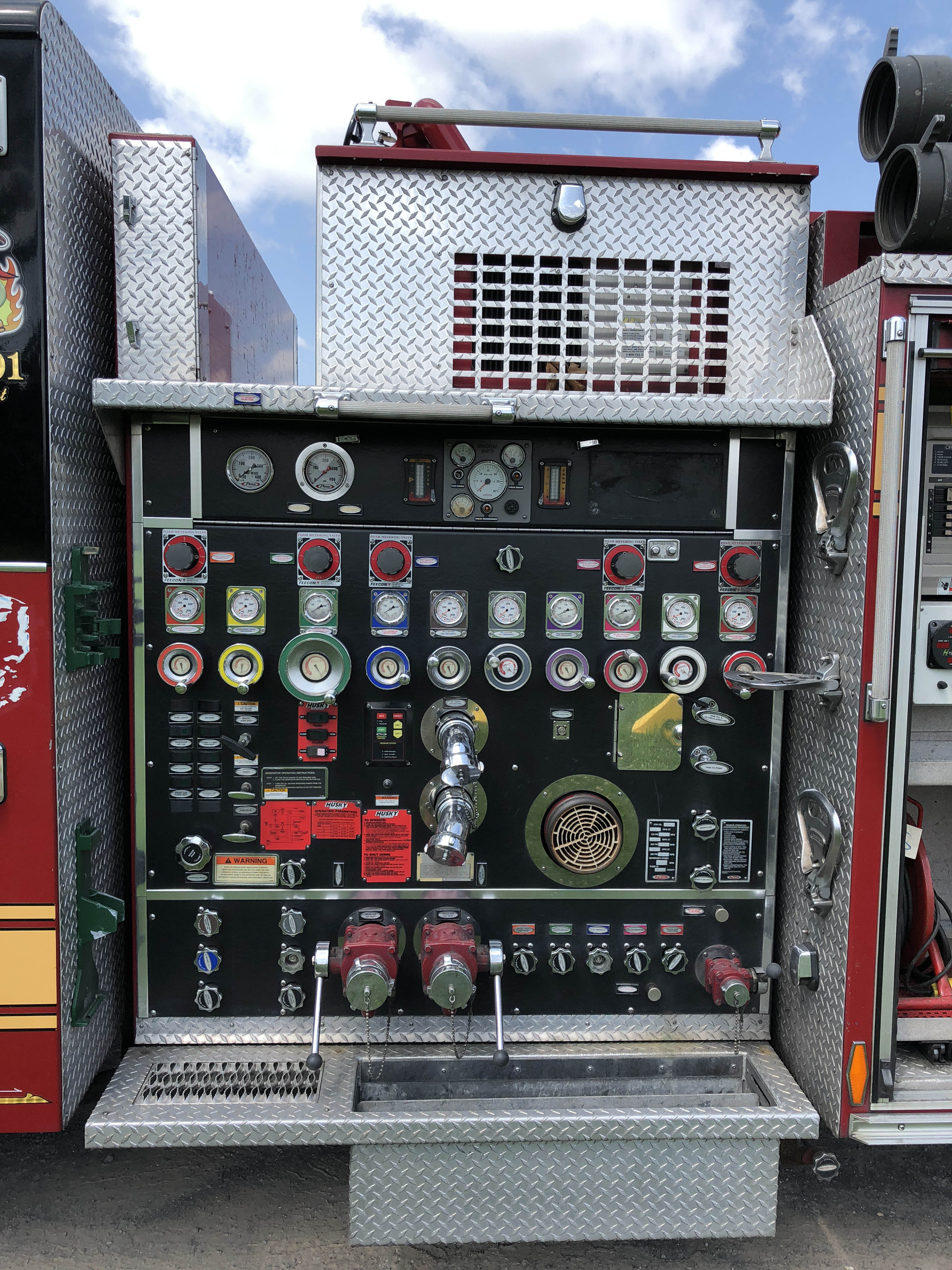 2006 Pierce Enforcer Pumper | Used Truck Details