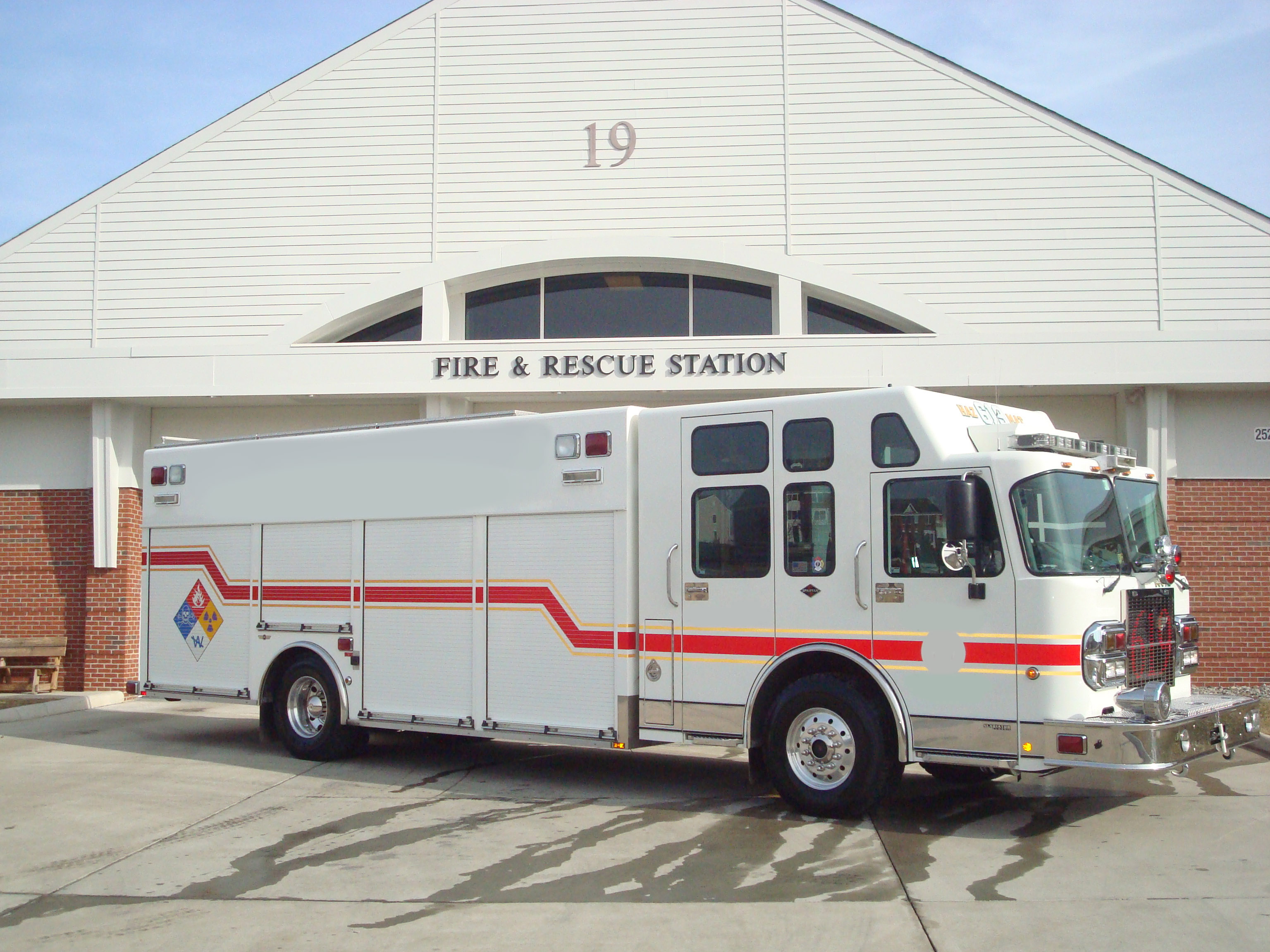 2004 SVI Spartan Heavy Rescue | Used Truck Details