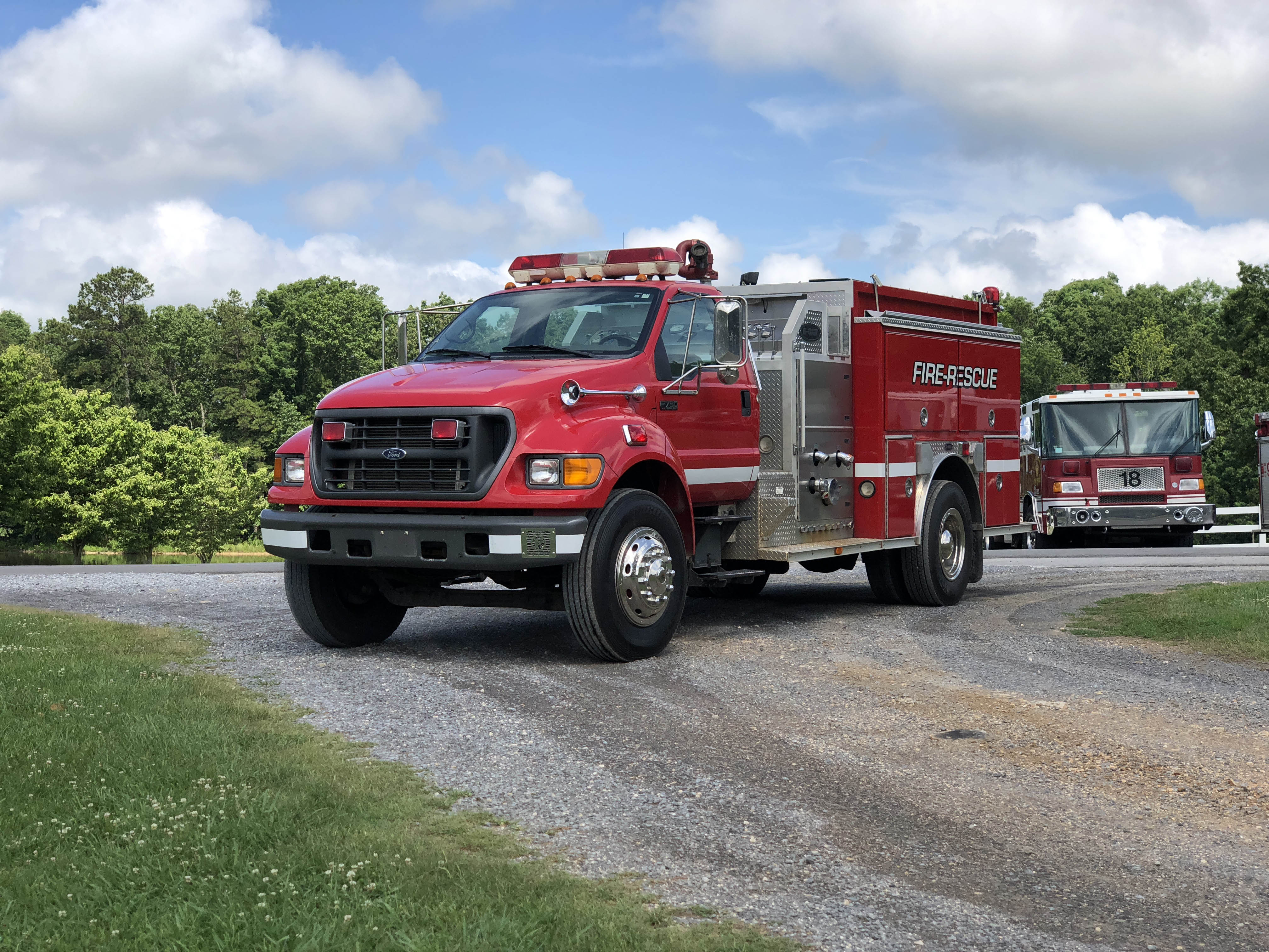 2000 E-One Ford F-750 Pumper | Used Truck Details