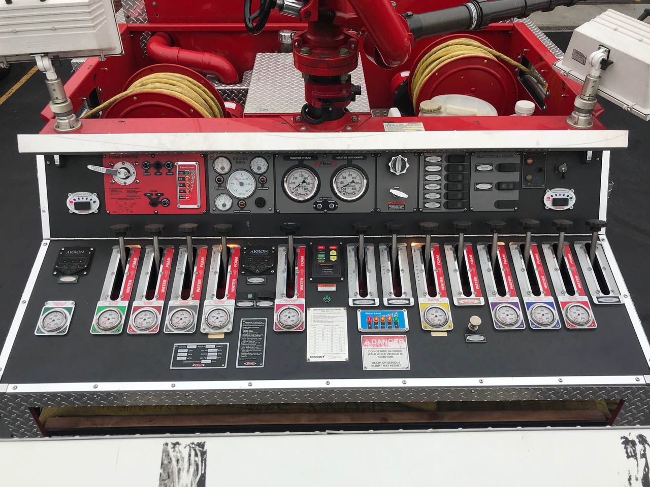 2006 Pierce Enforcer Pumper | Used Truck Details