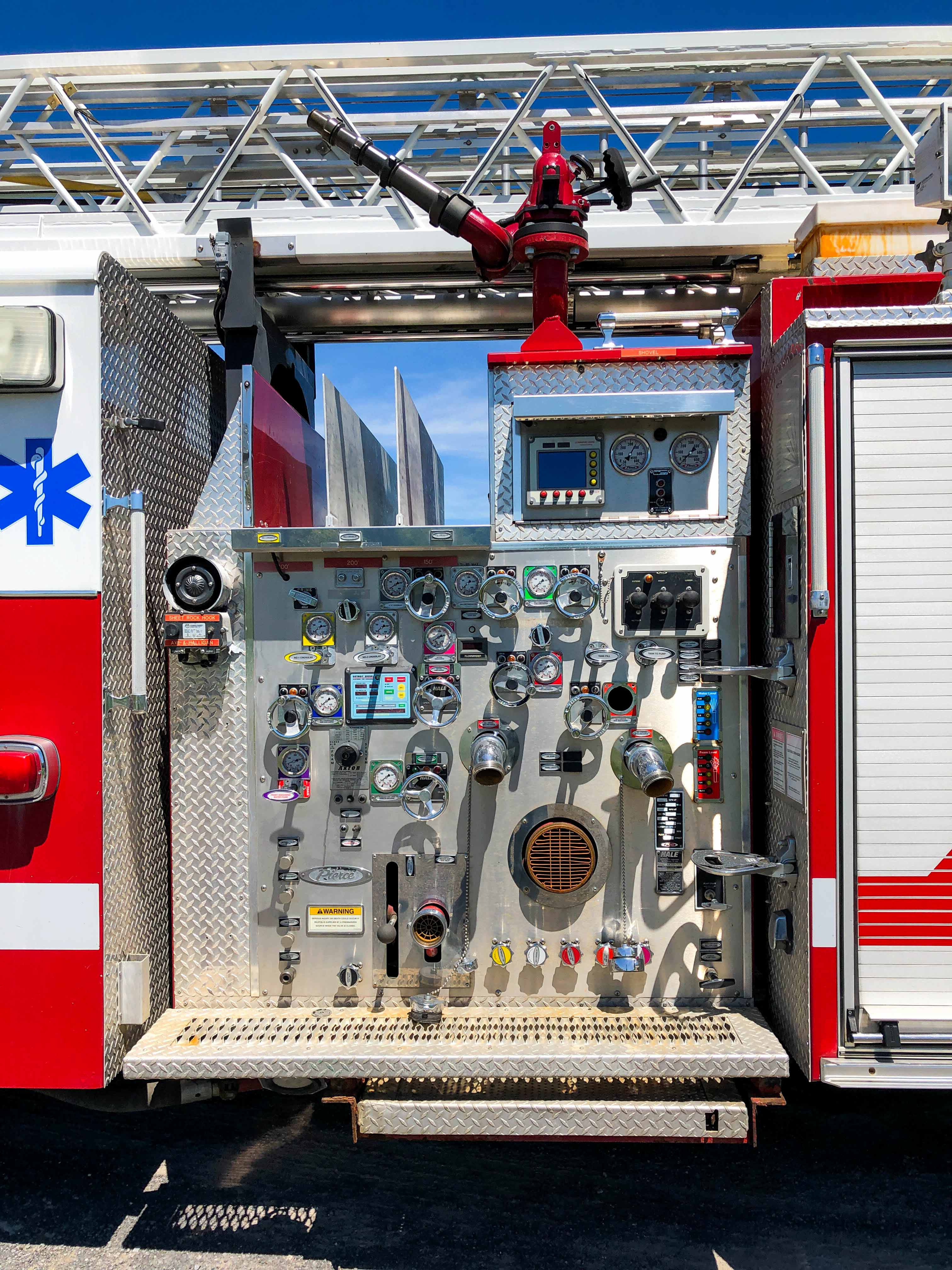 2001 Pierce 75' Quint | Used Truck Details