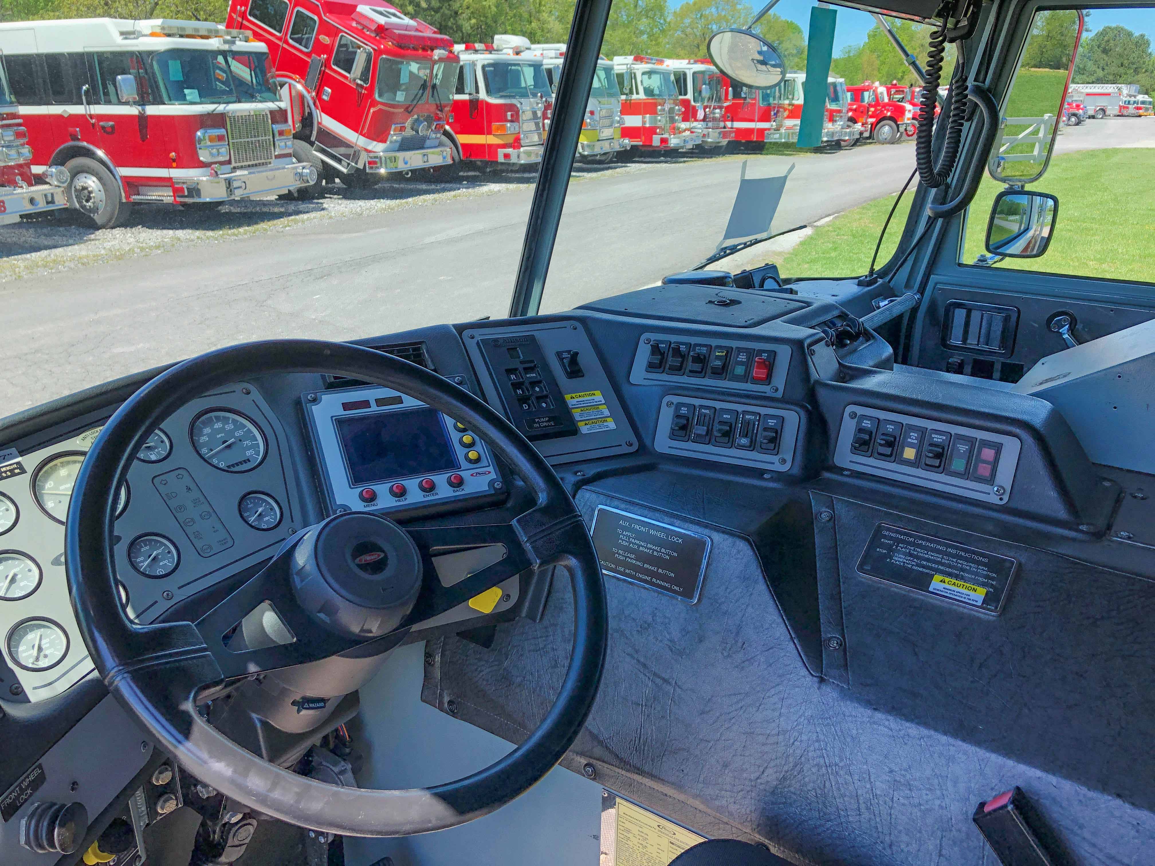 2001 Pierce 75' Quint | Used Truck Details