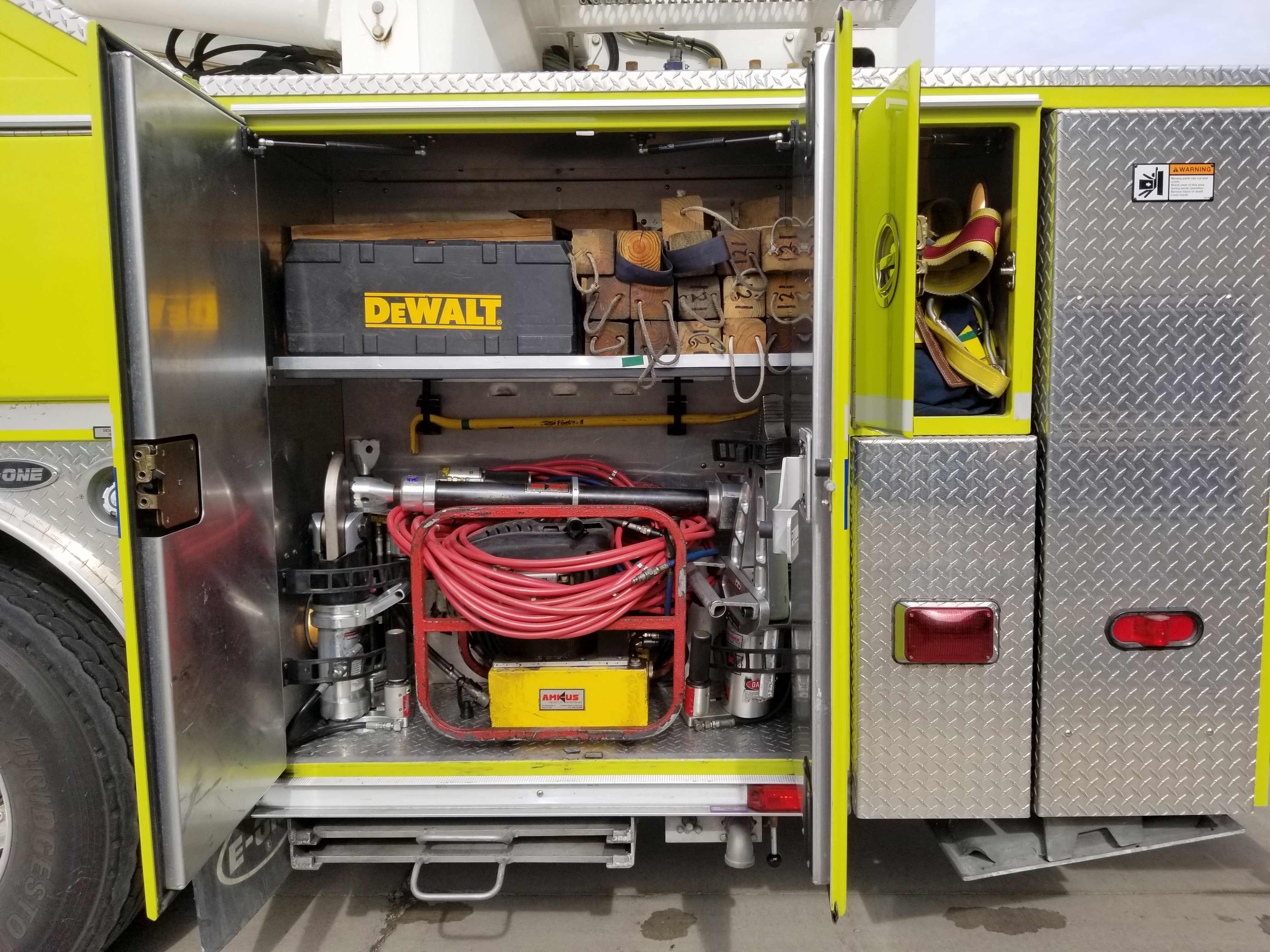 2006 E-One Bronto 100' Skylift | Used Truck Details