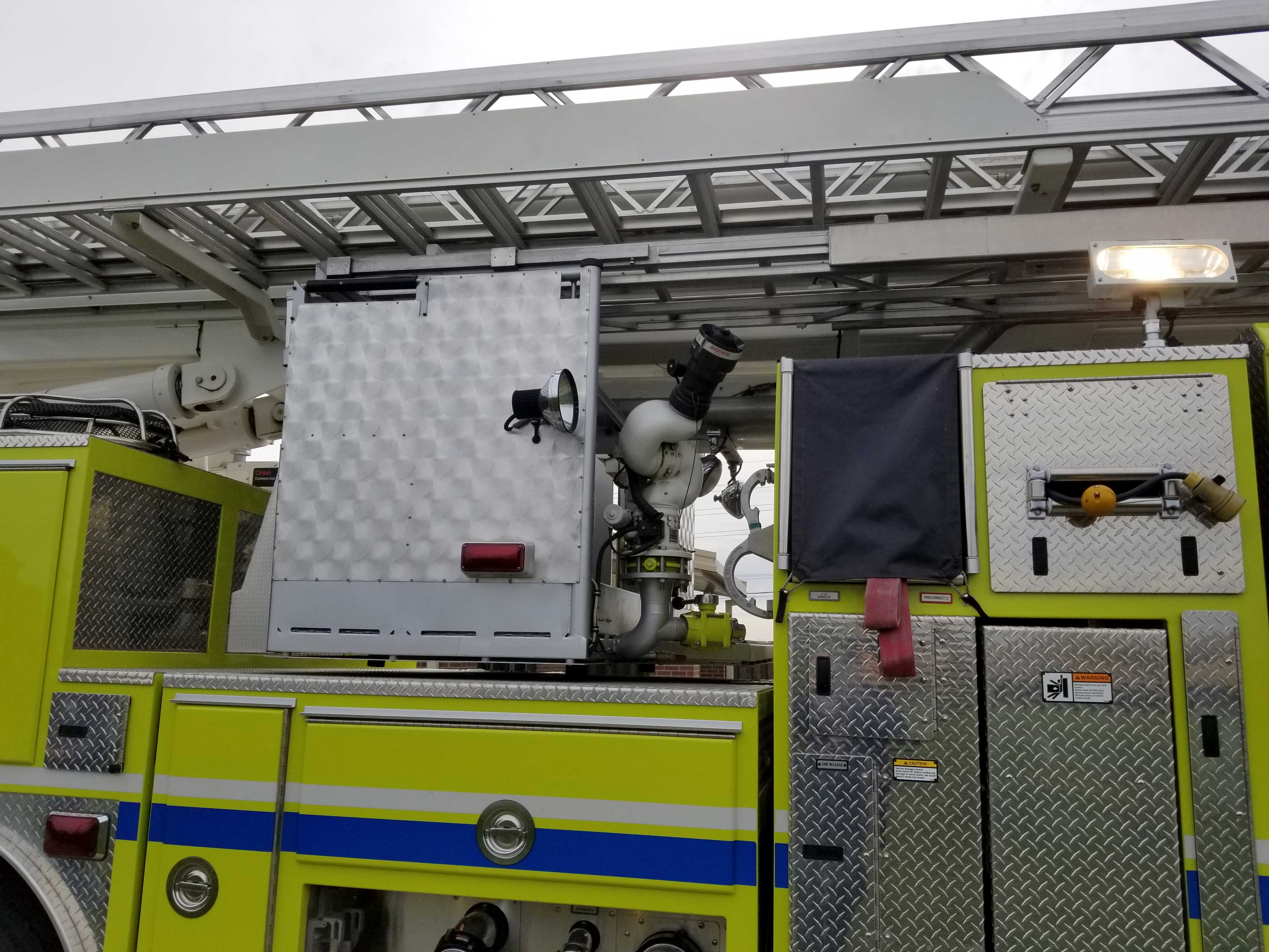 2006 E-One Bronto 100' Skylift | Used Truck Details