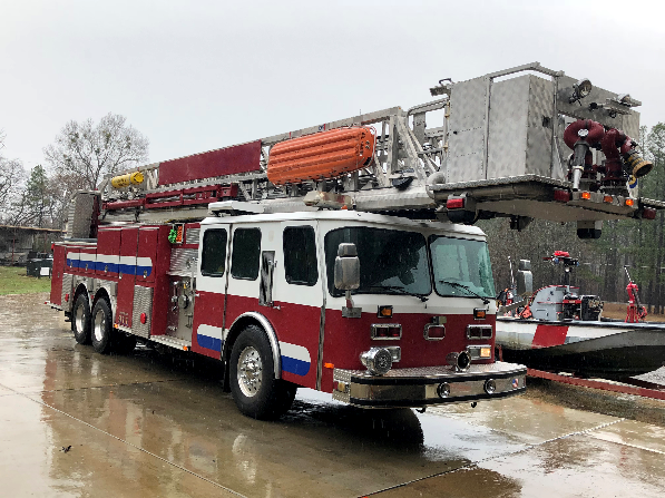 1996 E-One Hurricane 105' Platform | Used Truck Details