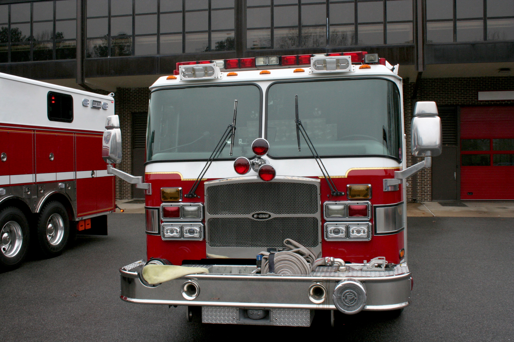 2004 E-One Cyclone Pumper Tanker | Used Truck Details