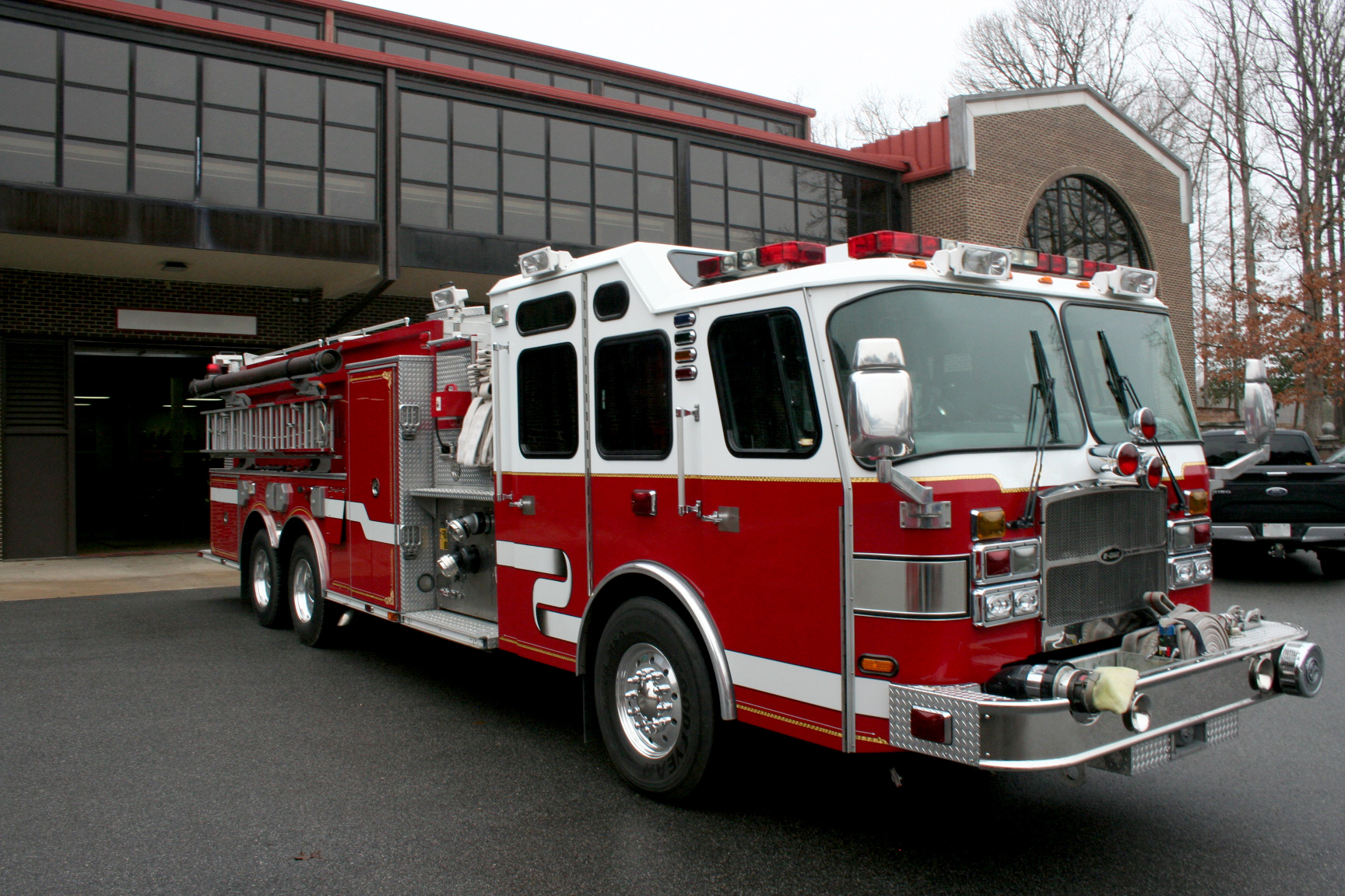2004 E-One Cyclone Pumper Tanker | Used Truck Details