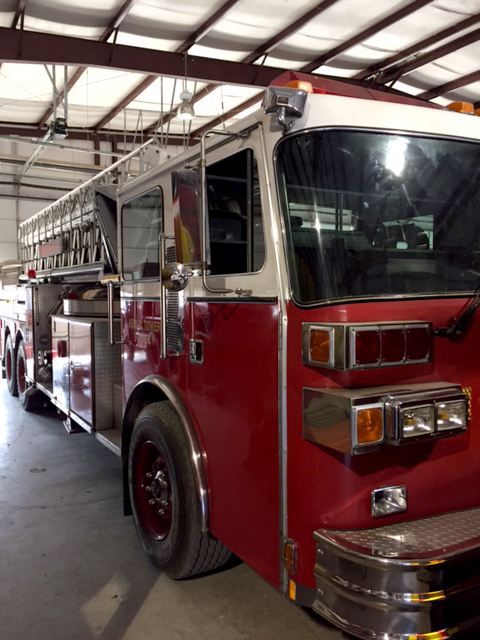 1990 Sutphen 100' Tower Ladder | Used Truck Details