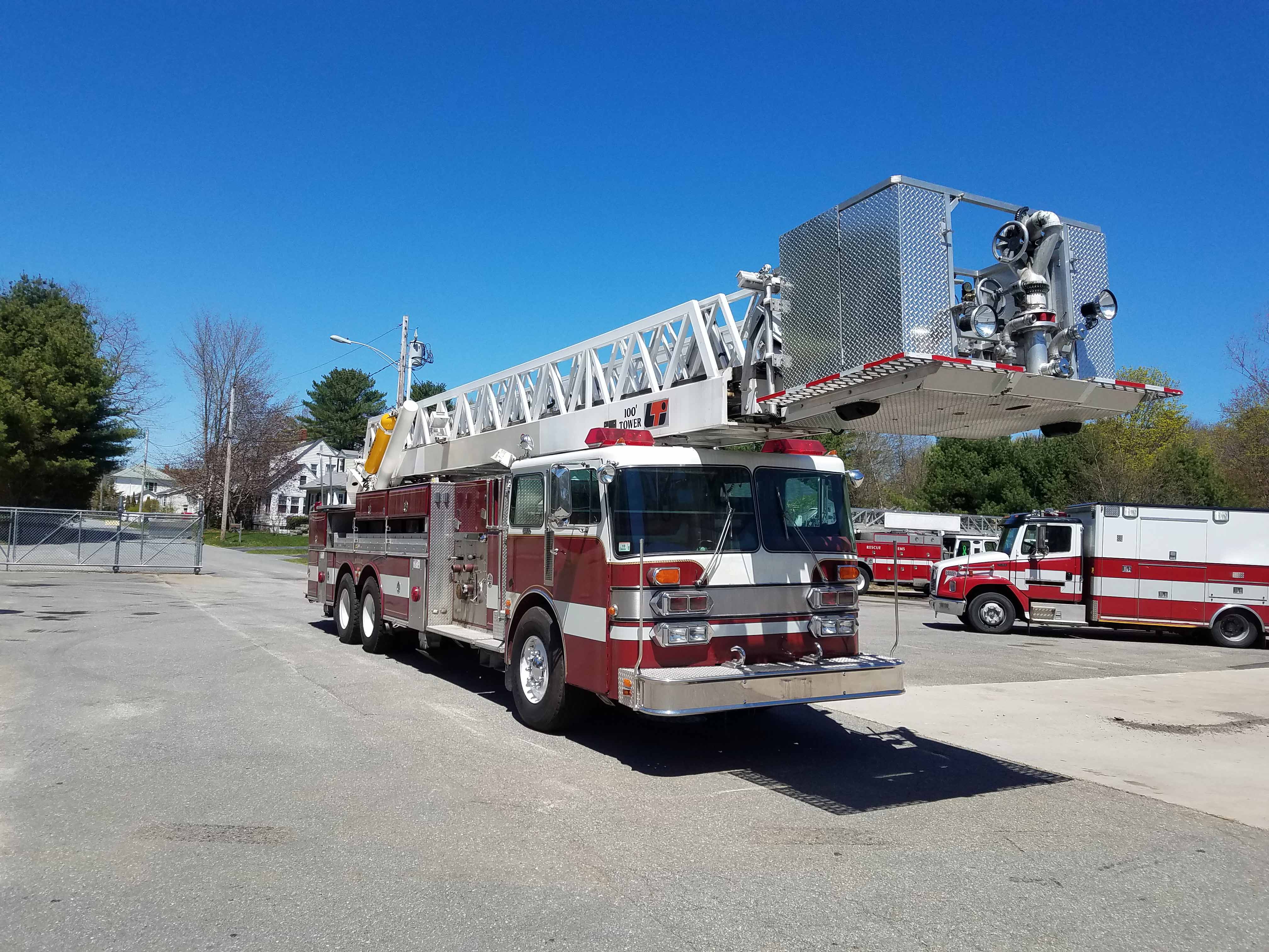 1982 Simon Duplex LTI 100' Ladder | Used Truck Details