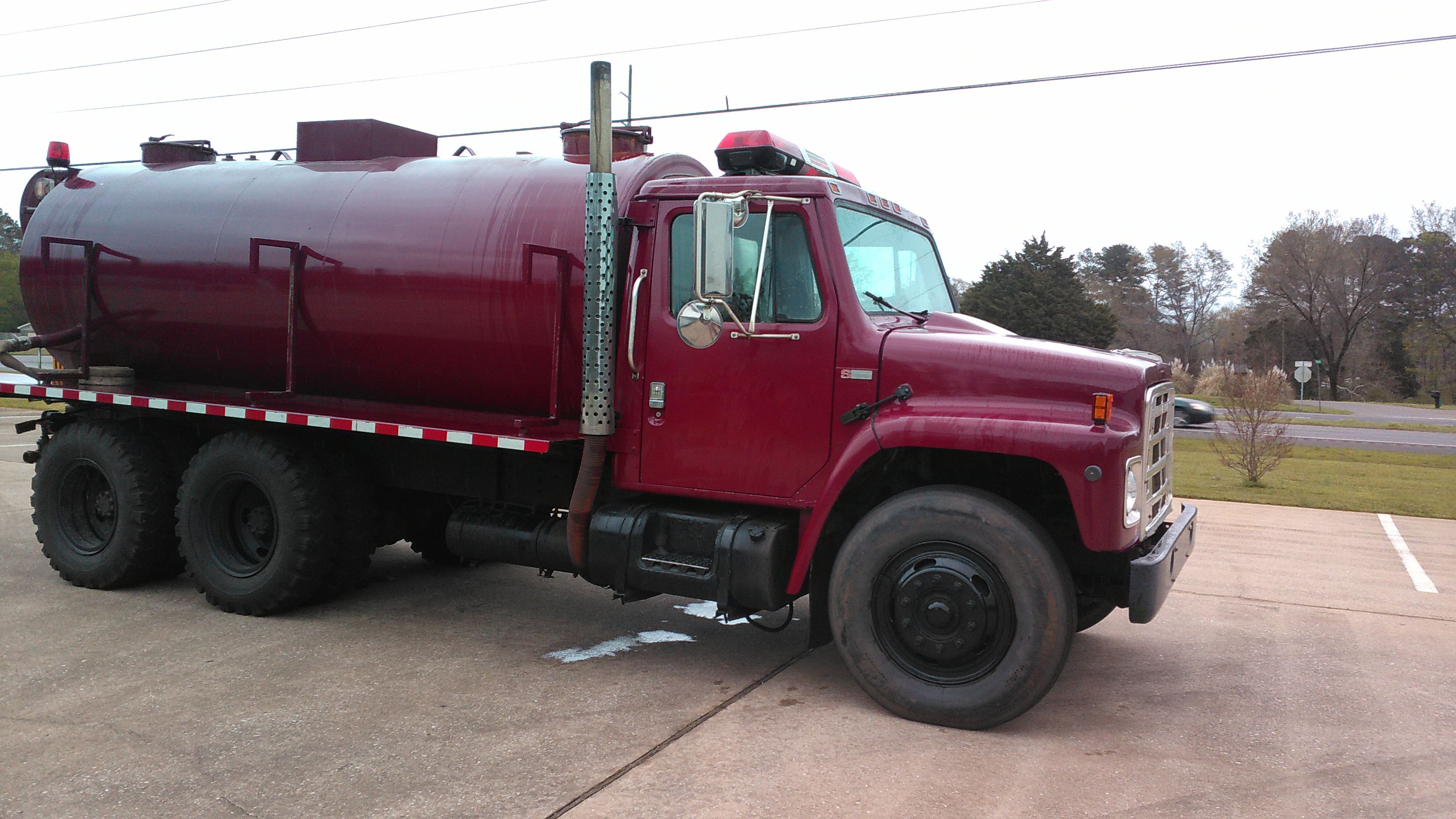 1981 International Tanker | Used Truck Details