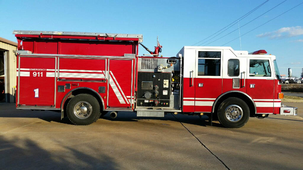 2001 Pierce Enforcer Pumper | Used Truck Details