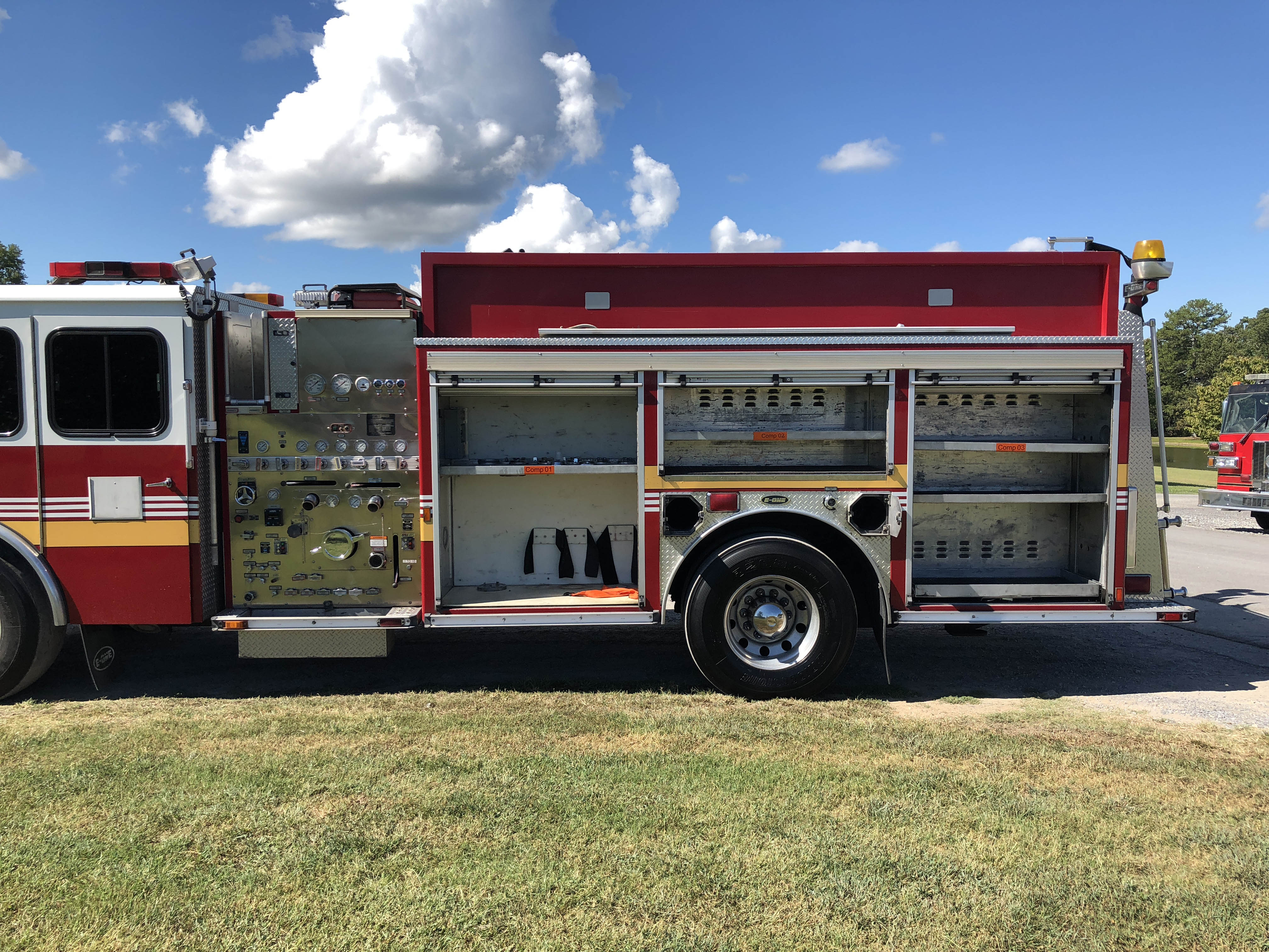 2003 E-One Typhoon Custom Pumper | Used Truck Details
