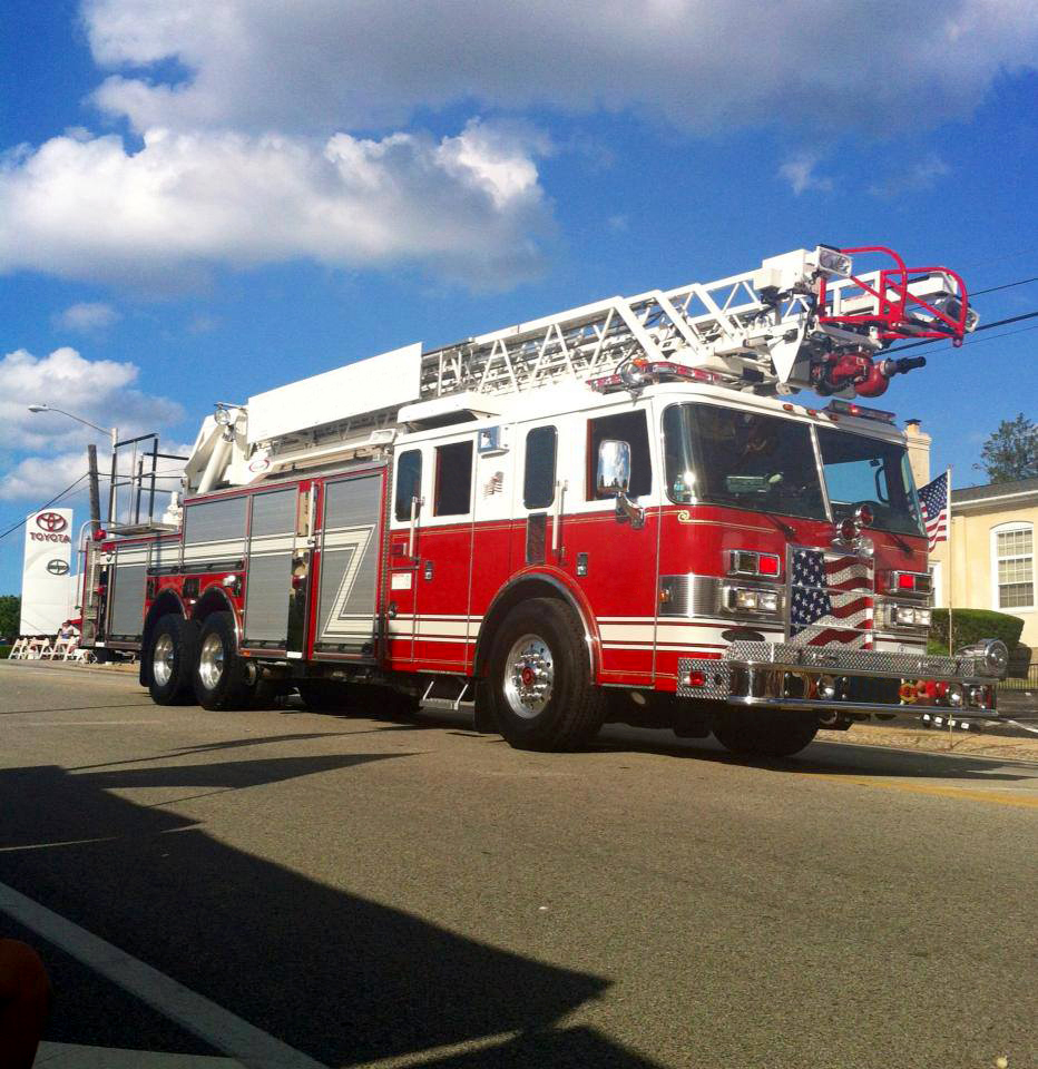 2003 Pierce Lance 105' Quint | Used Truck Details