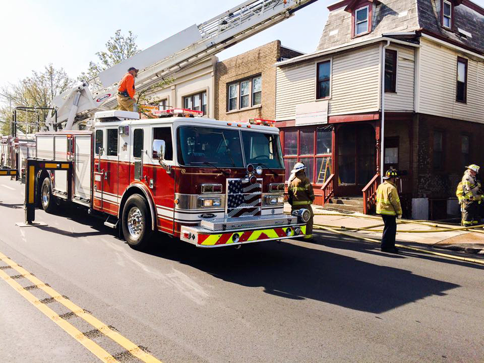 2003 Pierce Lance 105' Quint | Used Truck Details