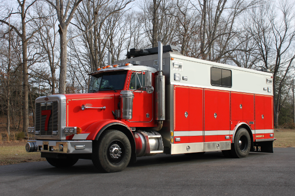 1998 Saulsbury Peterbilt Wet Rescue | Used Truck Details