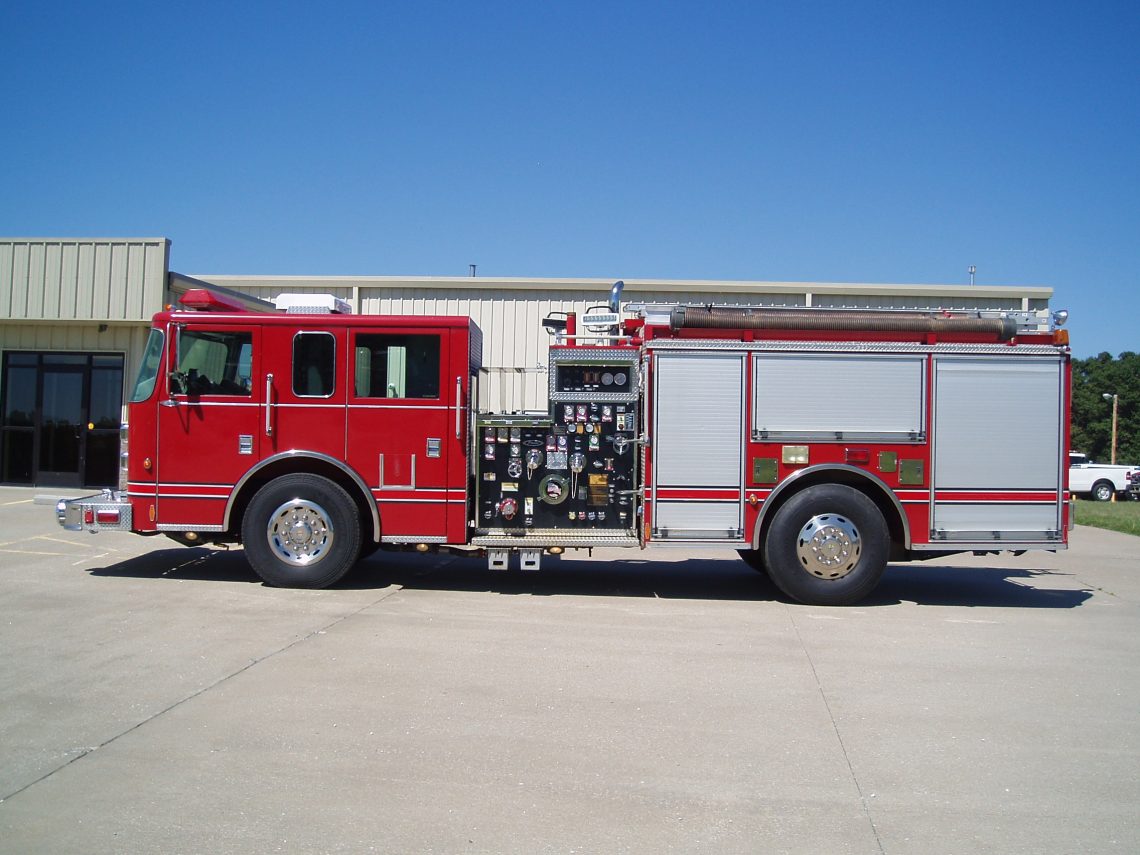 2003 Pierce Saber Custom Pumper | Used Truck Details